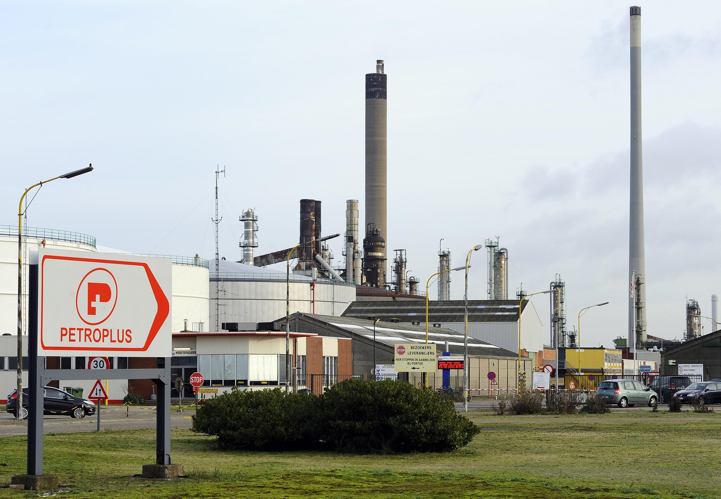 Kandidaat-overnemer gevonden voor Antwerpse BRC-raffinaderij | De Morgen