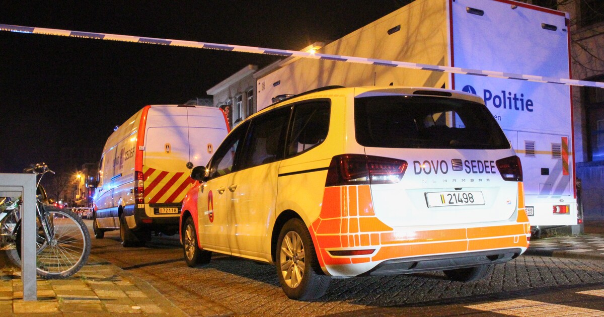 Mogelijke aanslag verijdeld in Borgerhout: politie pakt drie ...