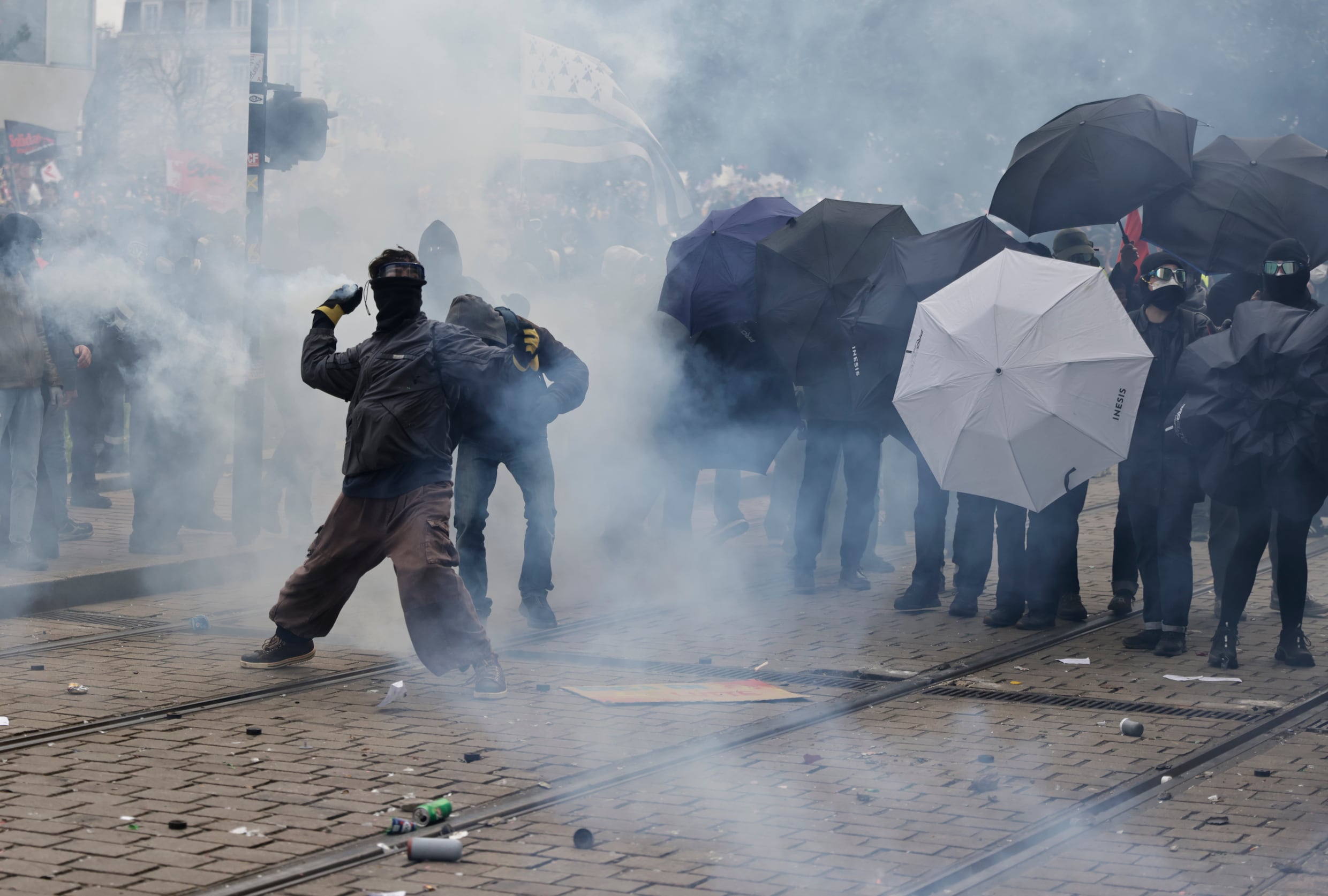 Opnieuw rellen in Frankrijk bij massaal protest tegen ...