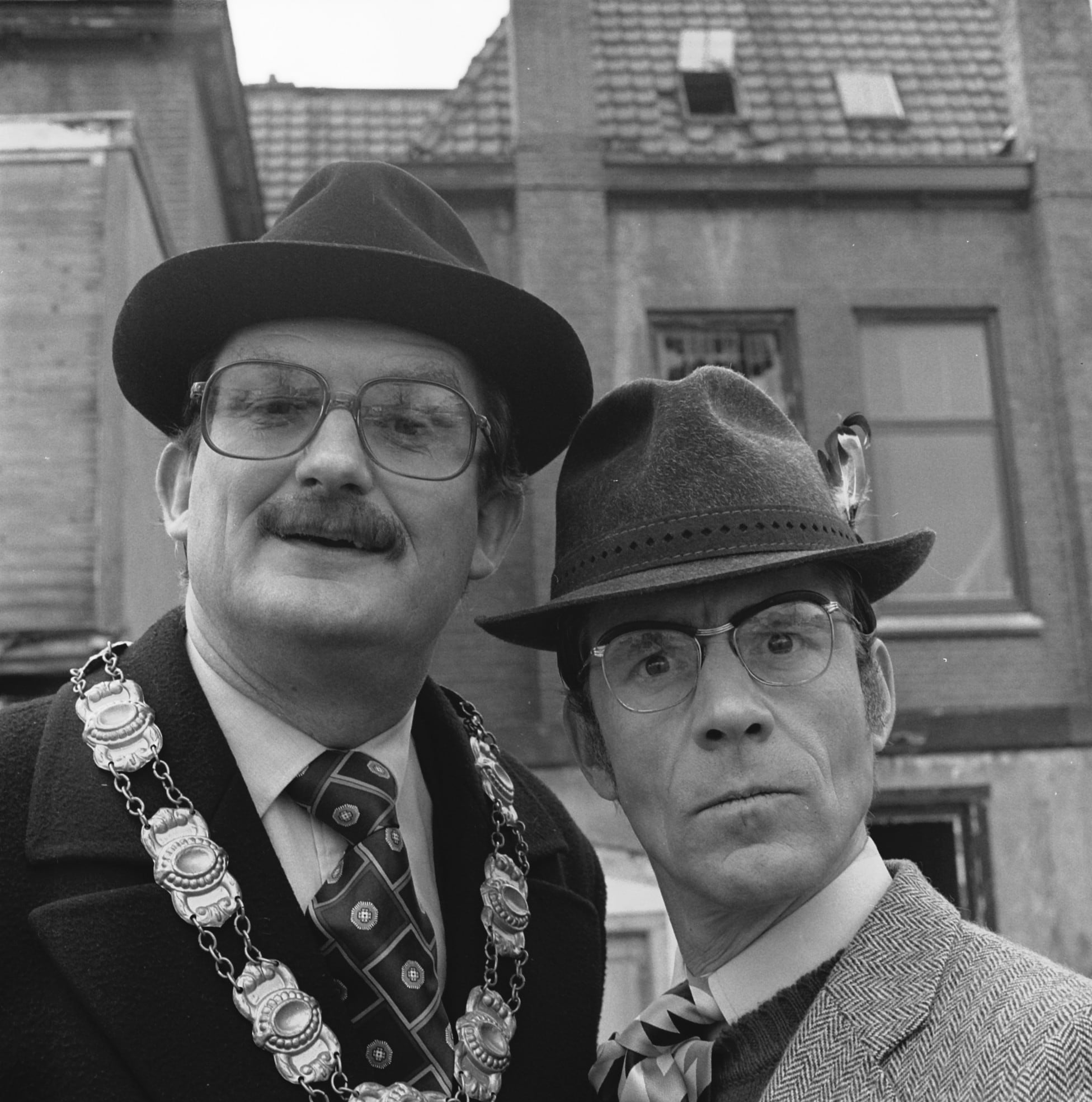 De onvergetelijke typetjes van Kees van Kooten en Wim de Bie: ‘Ik heb ...