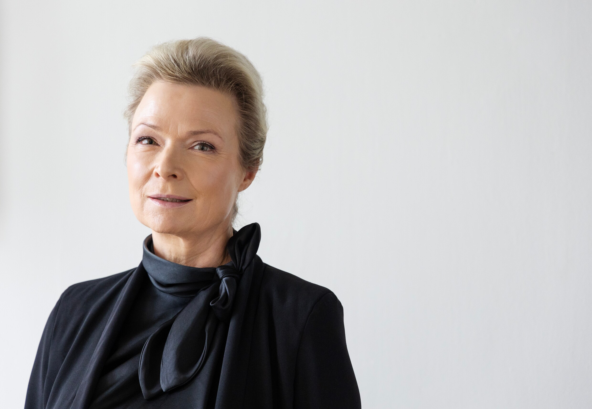 Helle Helle eert het dwalen en nietsdoen in ‘Bob’: ‘Wachten biedt een ...