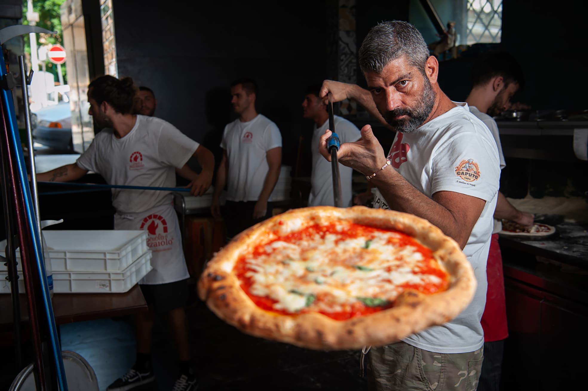 Kom aan de pizza en heel Italië valt over je heen: ‘Verrader. Door wie ...