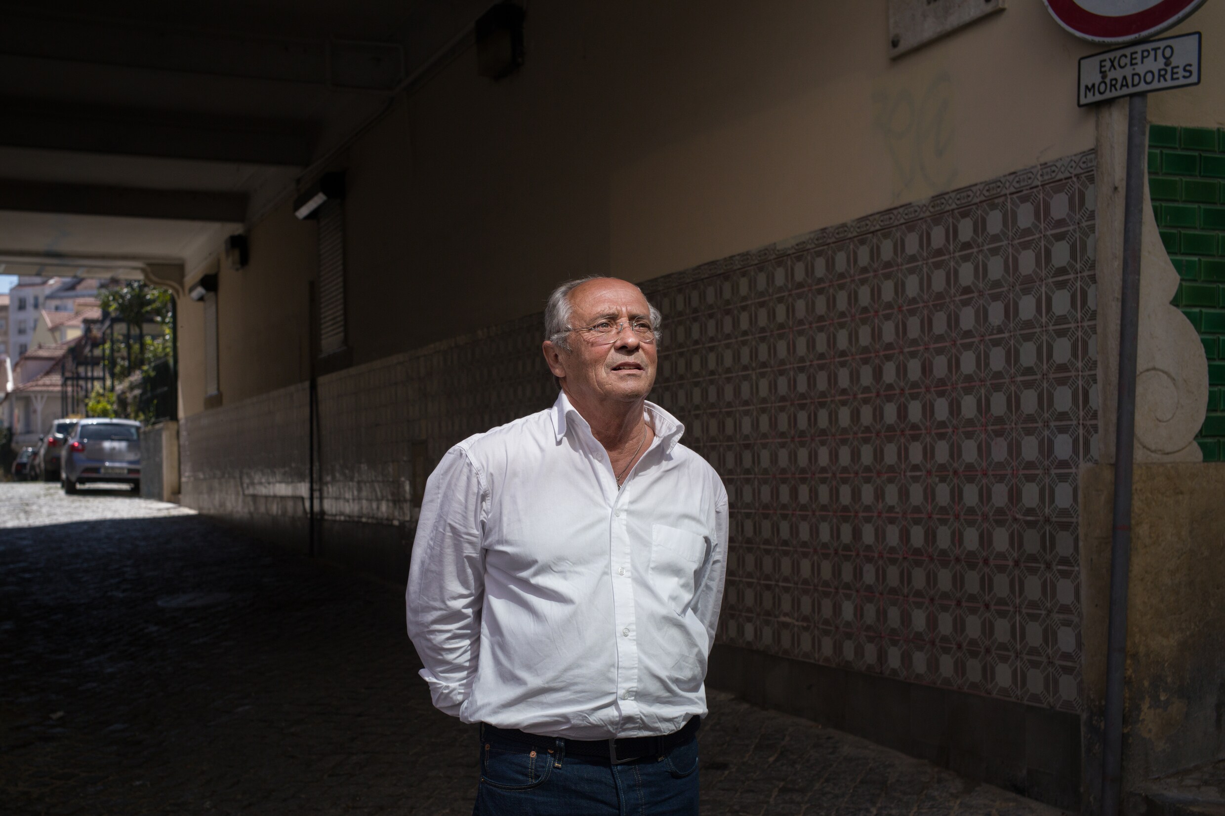 In een krot, bij je ex, of tot je 30ste bij je ouders: in Portugal is ...