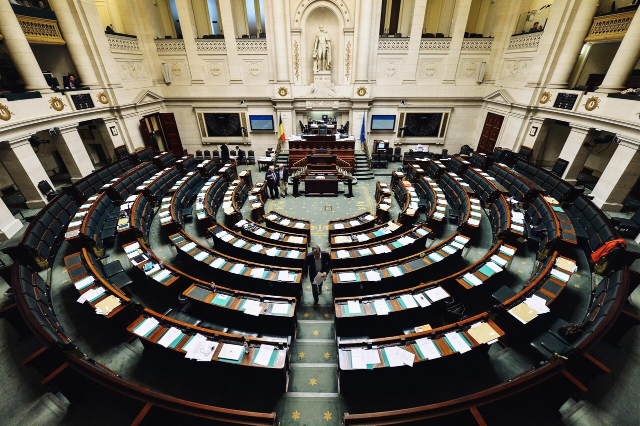 Commotie over topambtenaren breidt uit: stilaan rijzen ook vragen bij ...