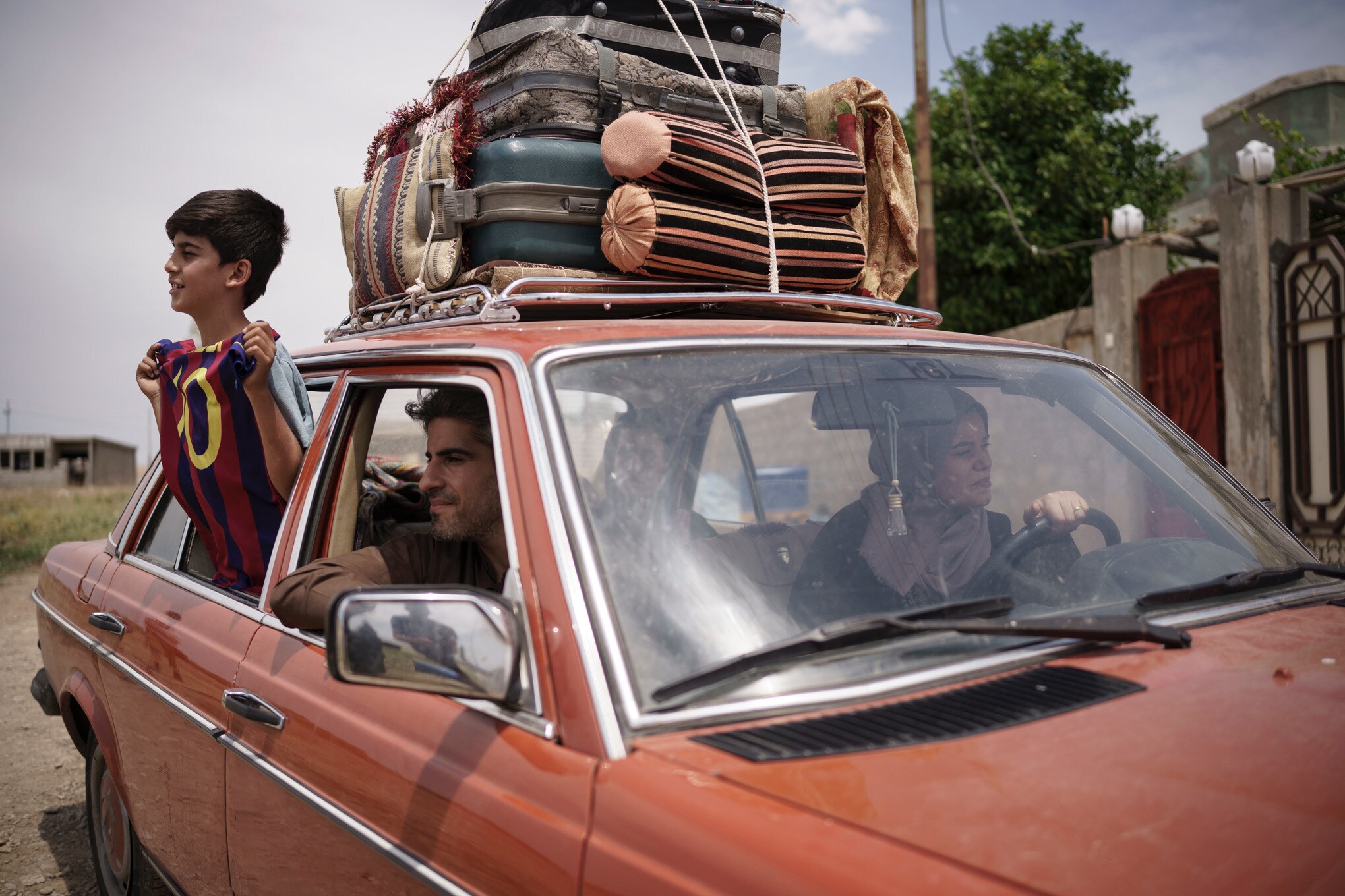 De halsstarrigheid waarmee Hamoudi de vaak brute werkelijkheid negeert ...