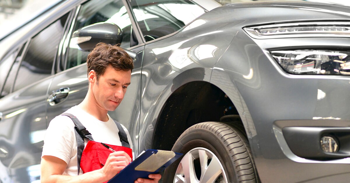 Nieuwe regels bij autokeuring: strengere controle op versleten banden ...