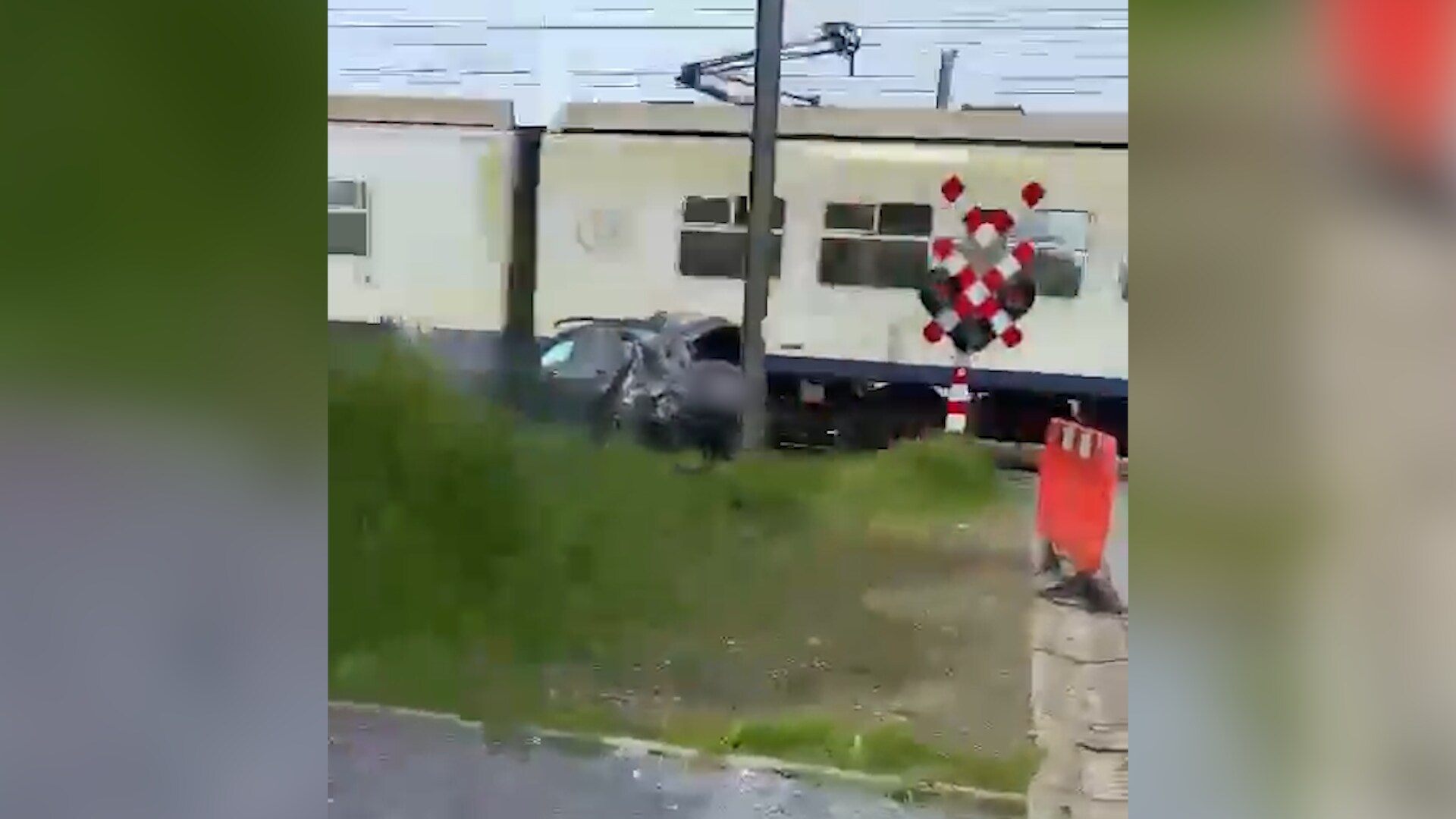 ‘Stop met delen van herkenbare beelden’: parket doet oproep na treinongeval in Bilzen | De Morgen