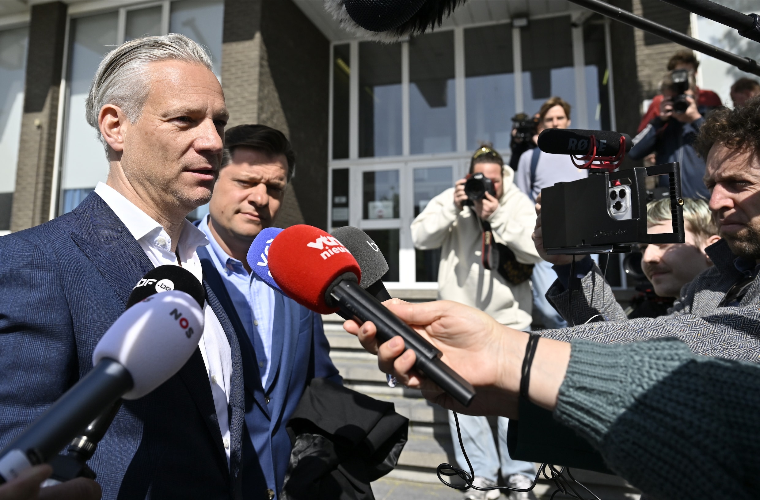 Reuzegommers veroordeeld tot werkstraffen en schadevergoedingen: ‘Er is ...