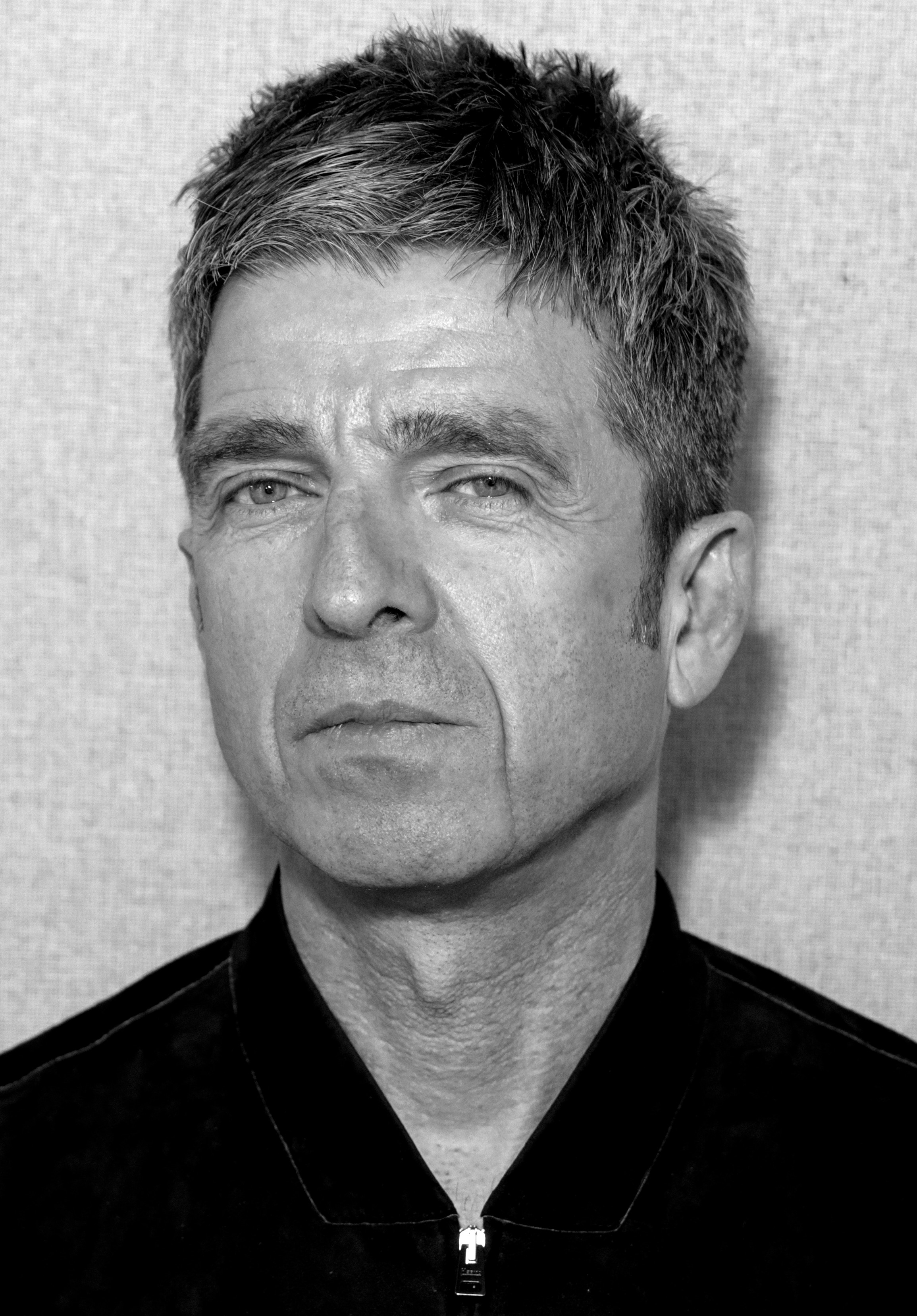‘Council Skies’ van Noel Gallagher: testament van zijn jeugd in ...