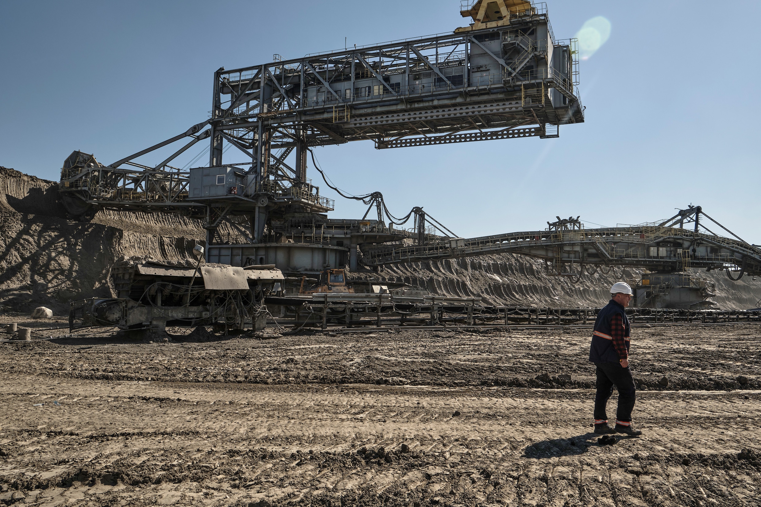 En plots zit Europa op een berg steenkool waar het zo snel mogelijk van af wil | De Morgen