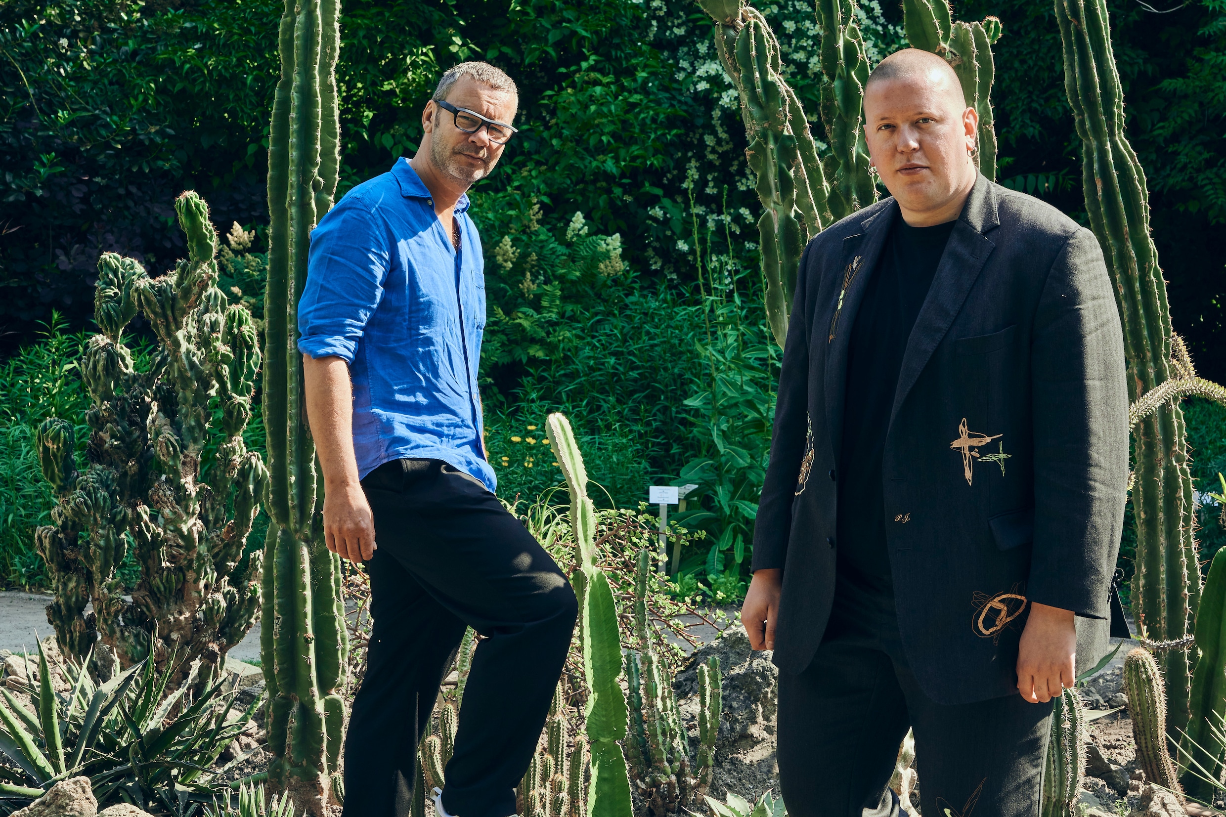 ‘Toneelhuis biedt geen eenheidsworst’: nieuwe leidinggevende ploeg pakt ...