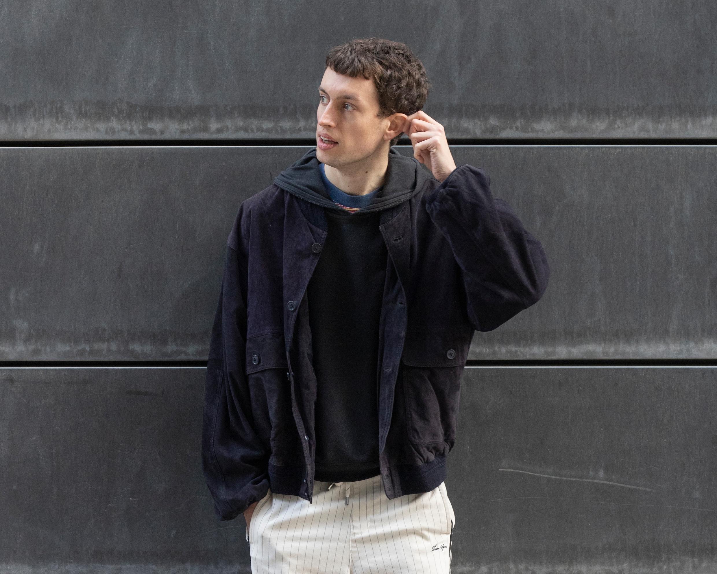 ‘W.’ is een bijzonder romandebuut van de in Antwerpen wonende ...