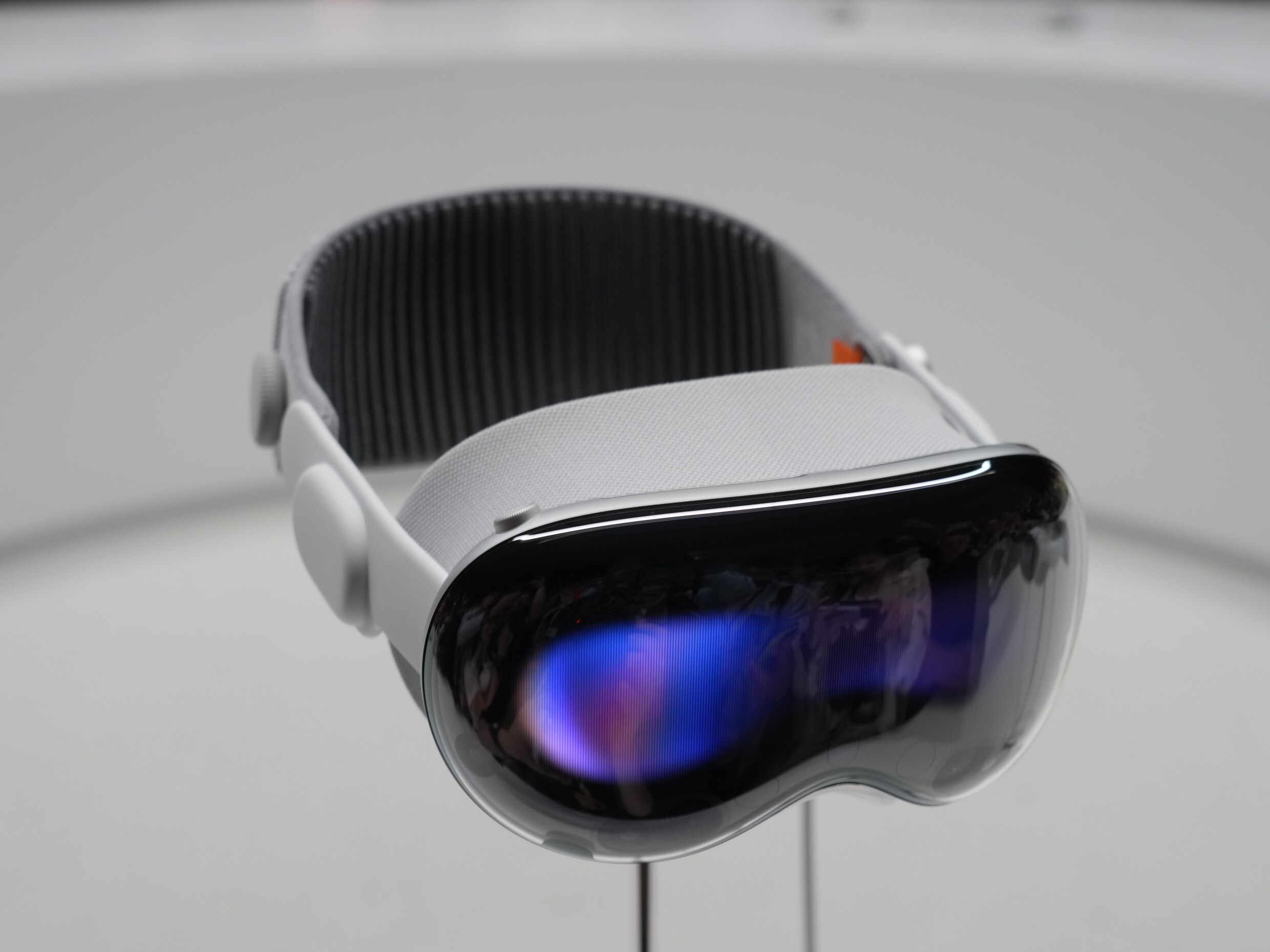 Getest - de nieuwe hightech-hype van Apple : ‘Een knagend gevoel van ...