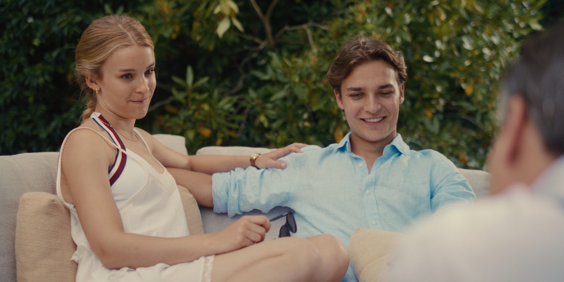 ‘Knokke off’ is zo goed dat je vergeet dat de reeks ‘Knokke off’ heet ...