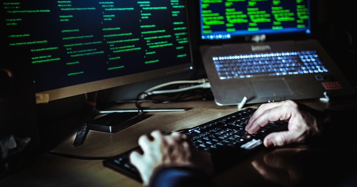 Deze Russische hacker verdiende miljoenen door wereldwijd slachtoffers ...