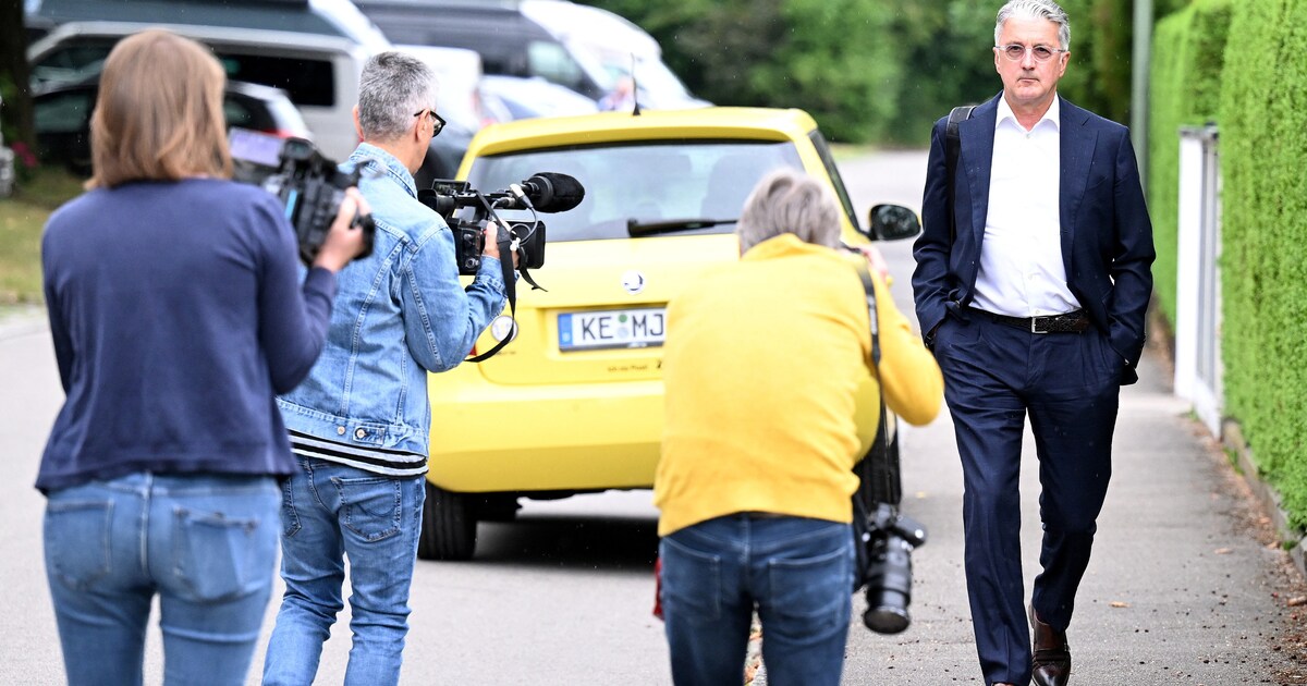 Voormalige Audi-topman onder voorwaarden veroordeeld tot celstraf na bekentenis in dieselgate ...