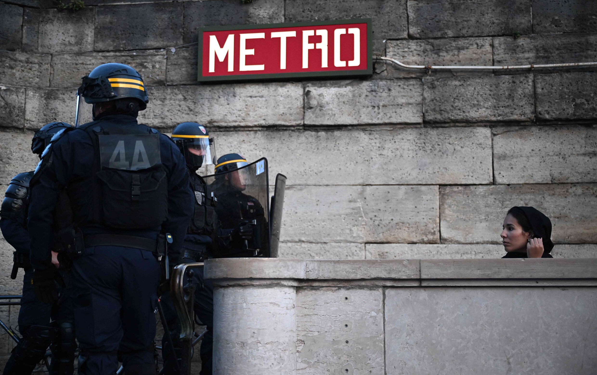 De tot op het bot verrotte politie is oppermachtig in Frankrijk | De Morgen