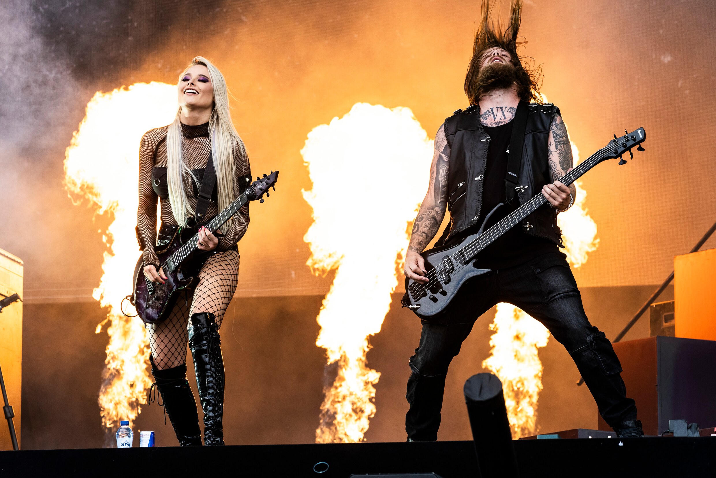 Machine Gun Kelly bewijst werkelijk niemand een dienst. Ook zichzelf ...