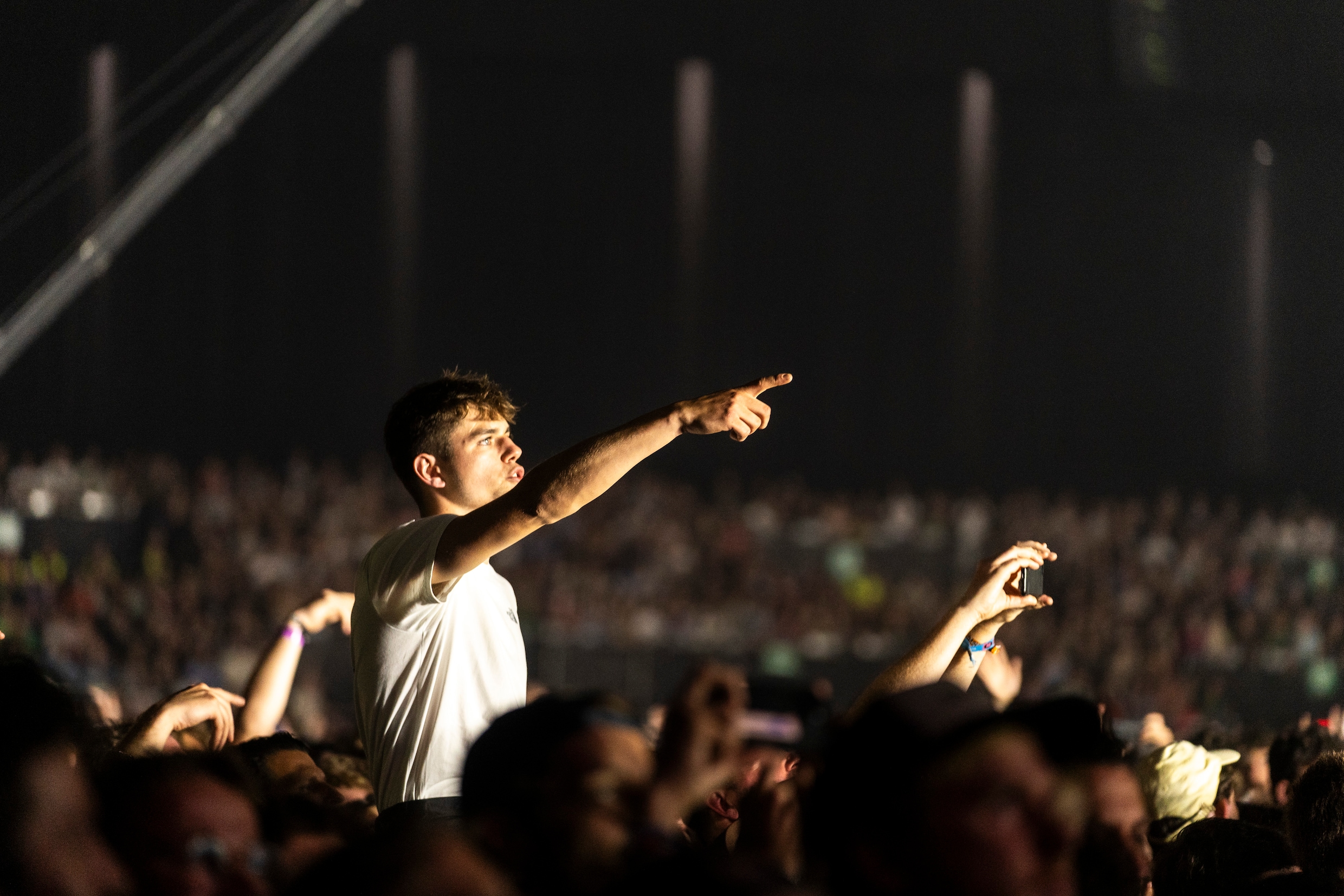 Fred again.. riep in een daverende Werchter-tent dromen tot leven ...