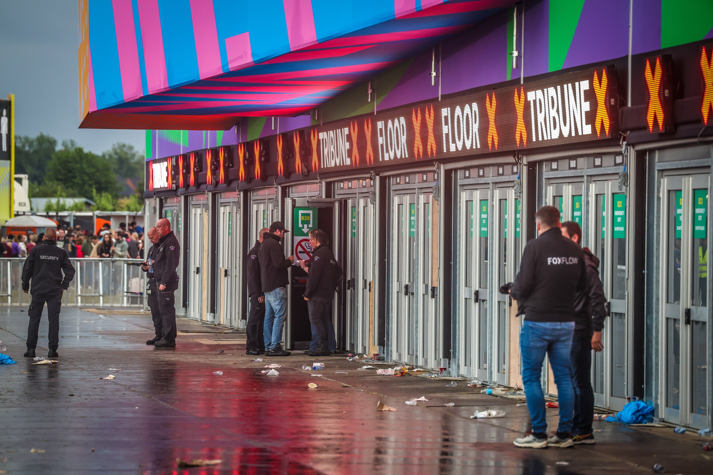 ‘Anderhalf uur wachten, dat is geen festival’: hoe grote frustraties ...