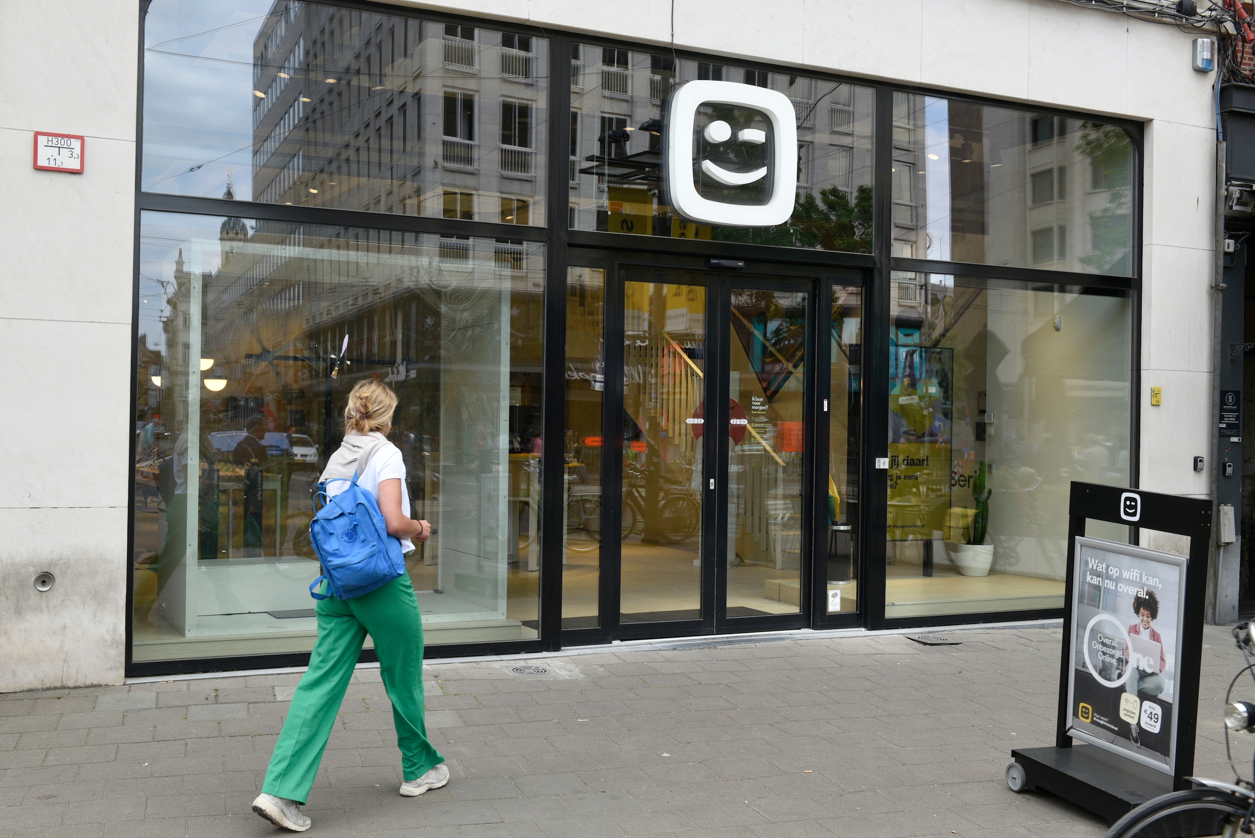 ‘Wachttijden tot een uur zijn geen uitzondering’: Telenet kan ...