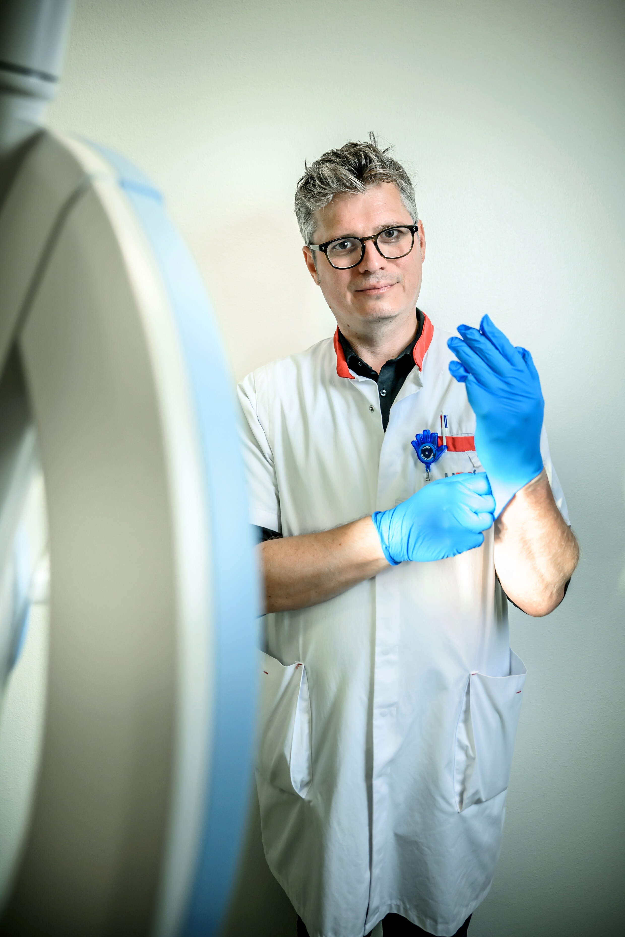 ‘Via ons voedsel slikken wij dagelijks miljarden bacteriën in. Het ...