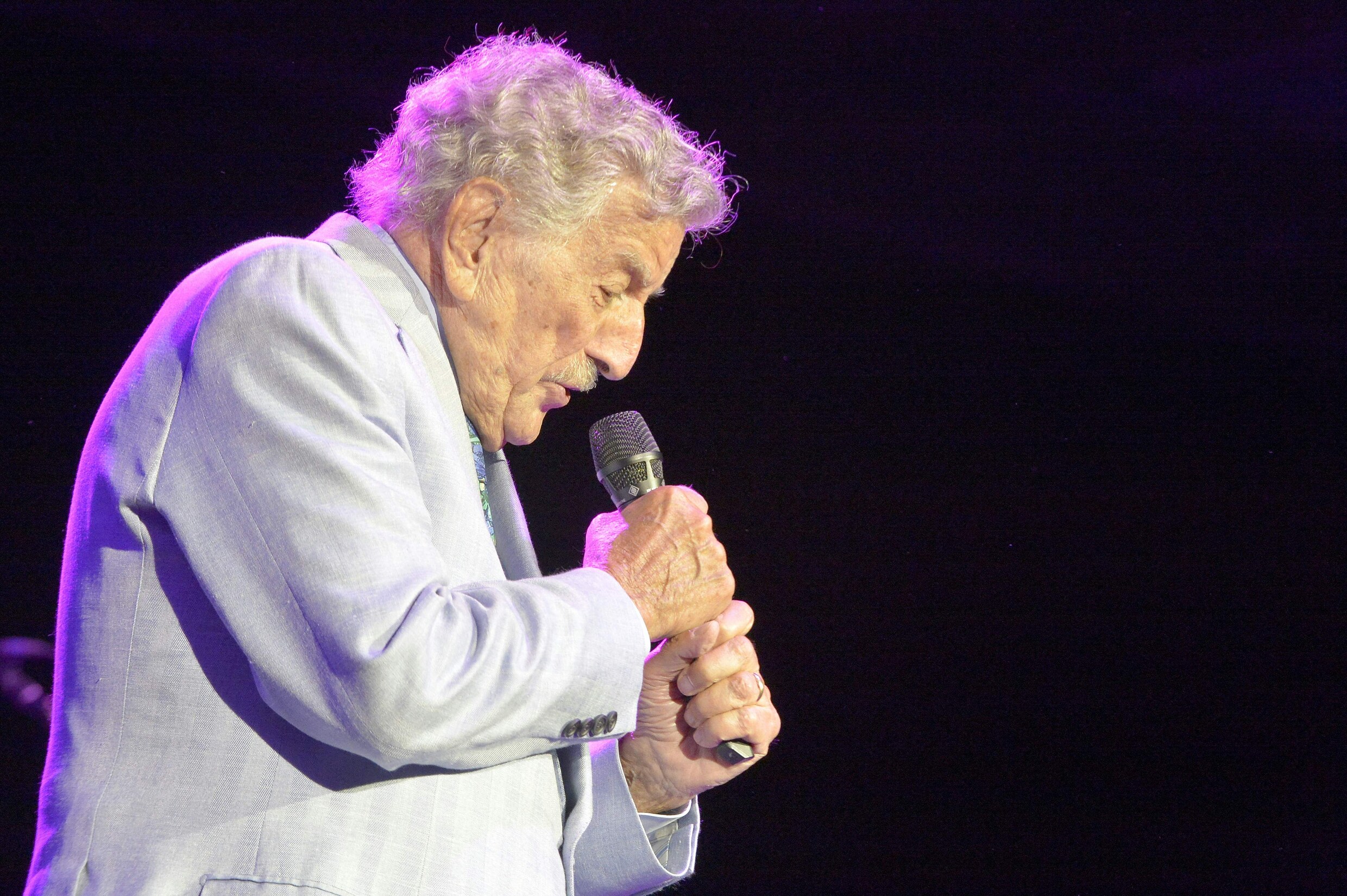 Wat een stem en wat een charisma: Tony Bennett zong in tien ...