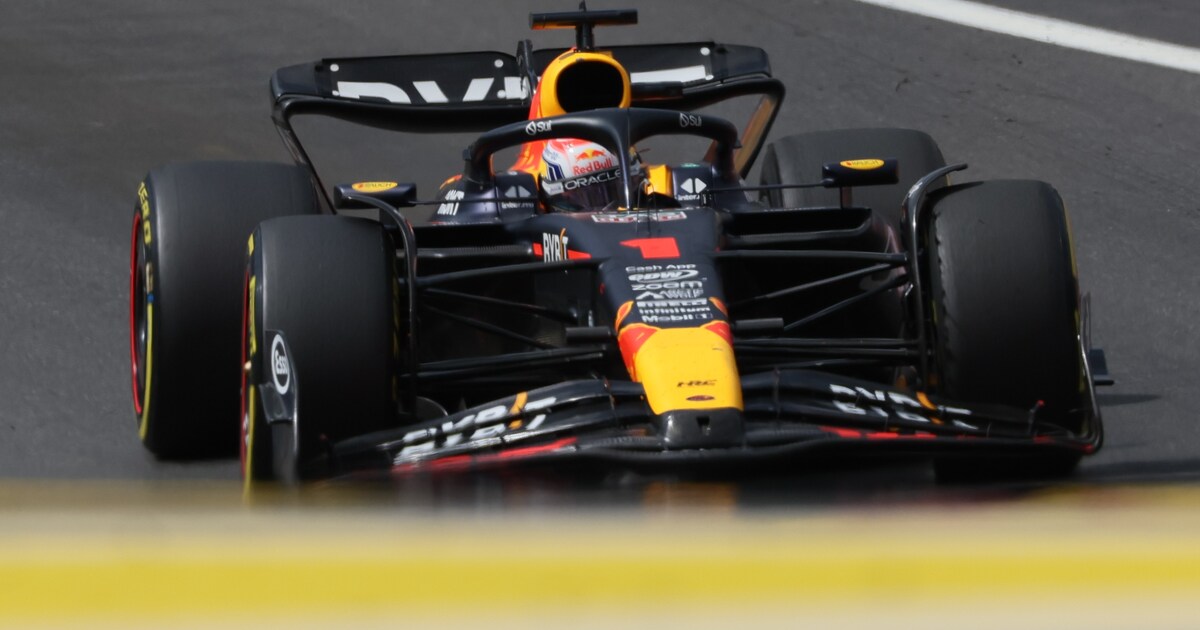 Max Verstappen rijdt ook in Spa-Francorchamps autoritair naar winst ...