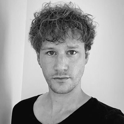 Het evangelie volgens techbroeder Peter Thiel: wie AI afremt, werkt ...