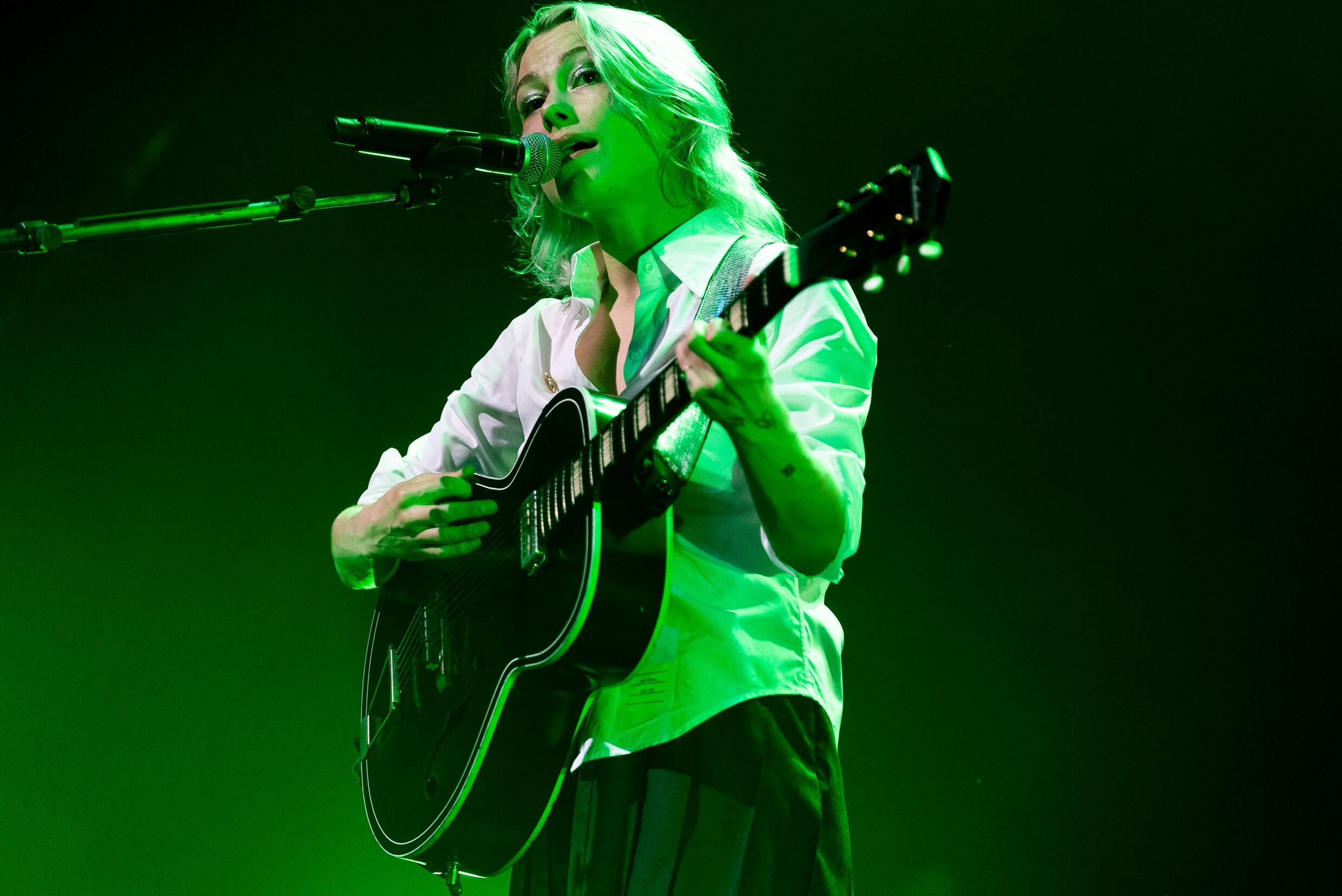 Boygenius op Pukkelpop: frêle en fors, intens en krols (en blote ...