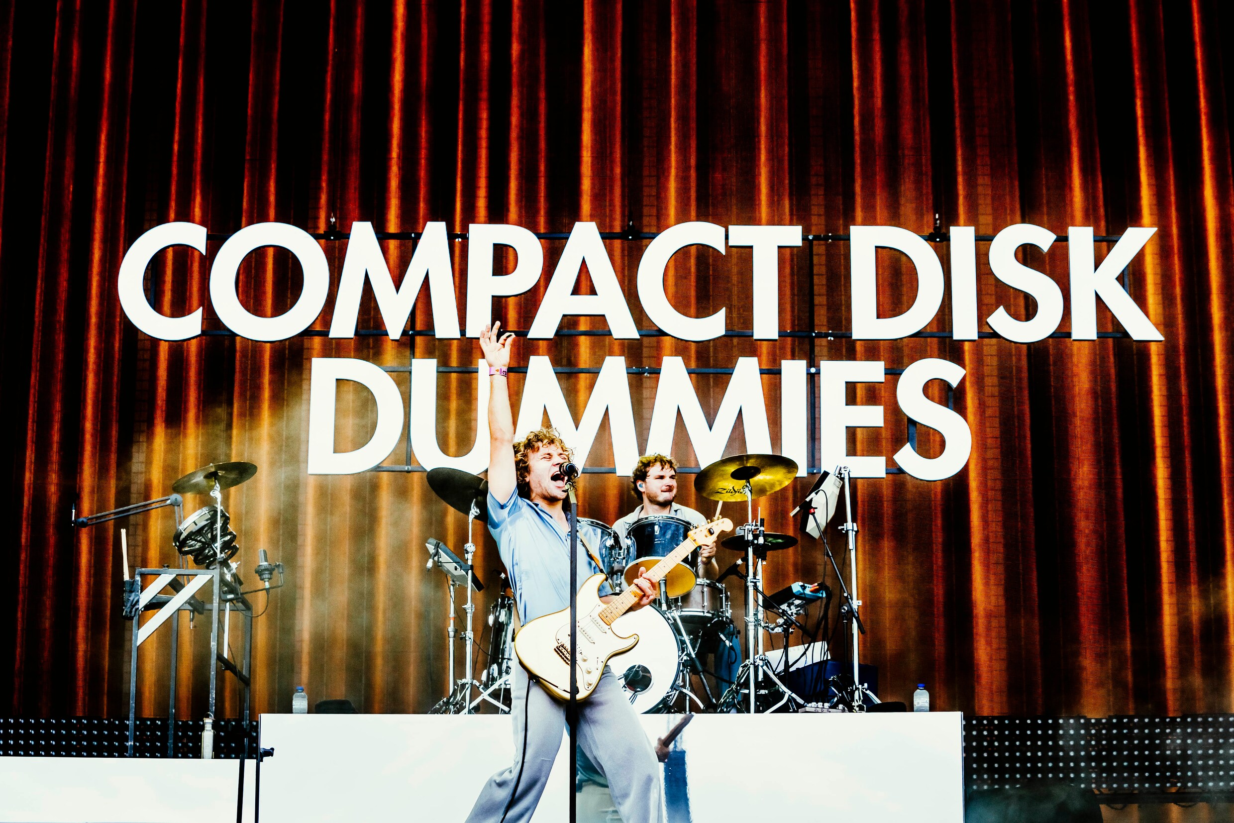 Shakend en groovend deden Compact Disk Dummies de zon weer schijnen ...