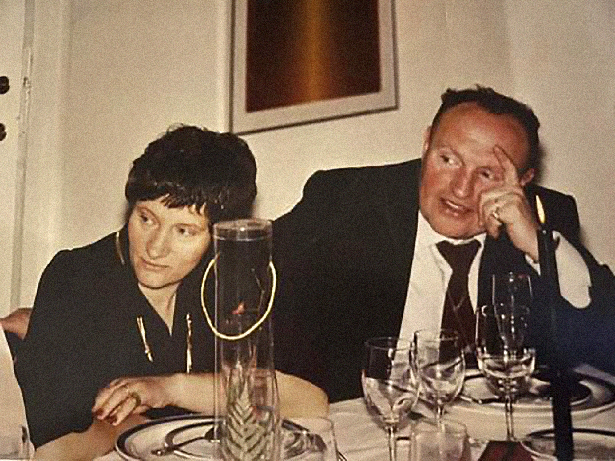 ‘Wat moest ik zeggen? Sukkel maar voort?’: nabestaanden vertellen ...