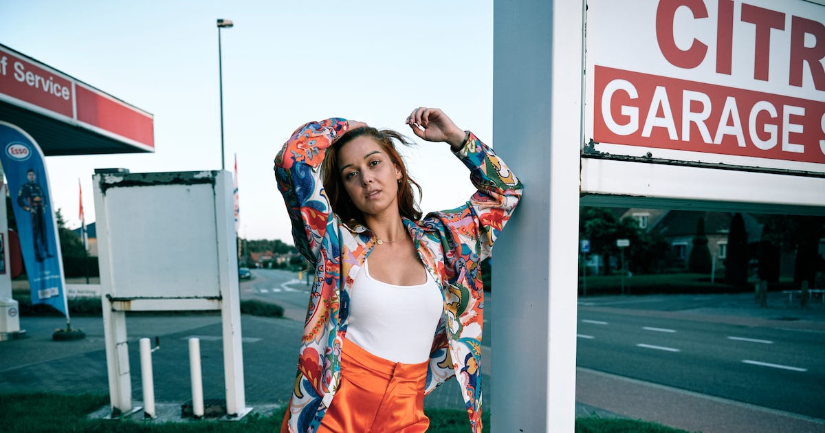 Seksuoloog Lotte Vanwezemael: ‘Eigenlijk hebben we dat nooit ergens echt geleerd, onze grenzen ...