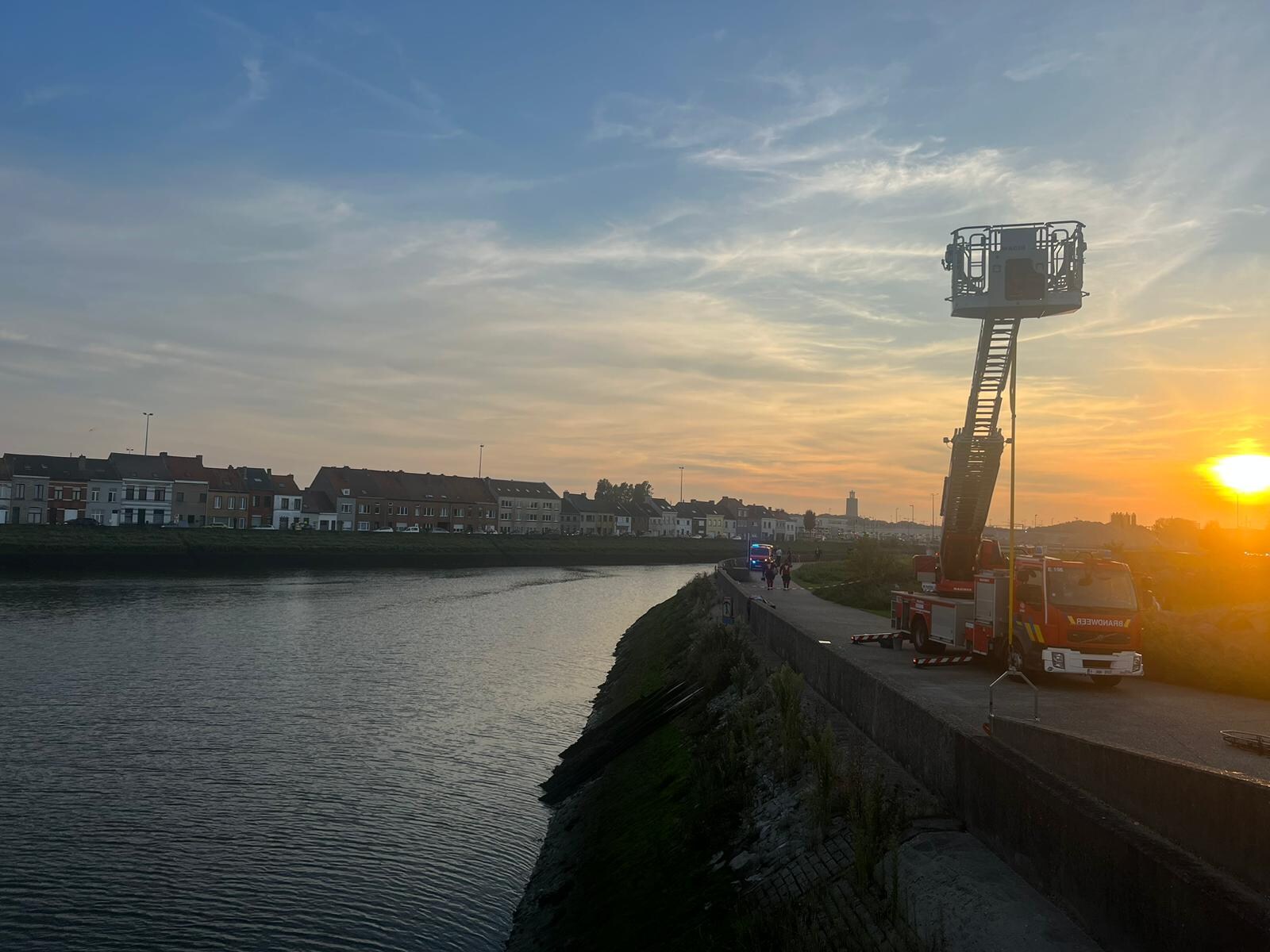Lichaam van man (29) die zondagavond in kanaal viel, spoelt aan in ...