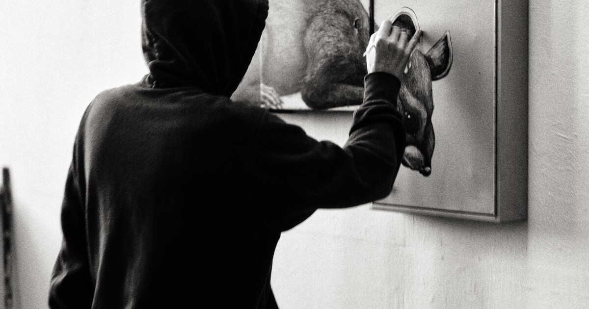 In het atelier van de mysterieuze street artist ROA: ‘Mensen geraken ...