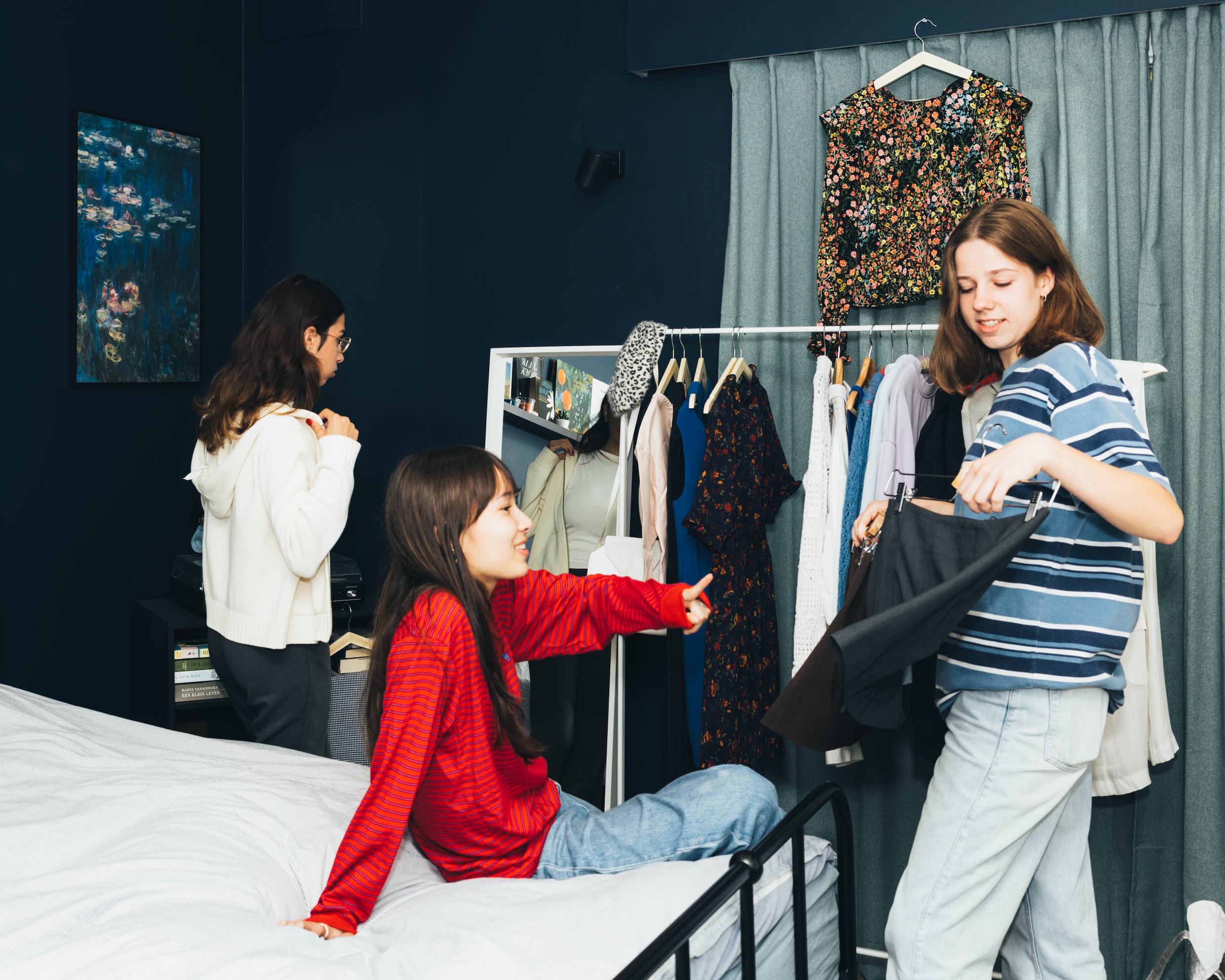 Swishing als alternatief voor fast fashion: ‘Je komt vaak bijzondere ...