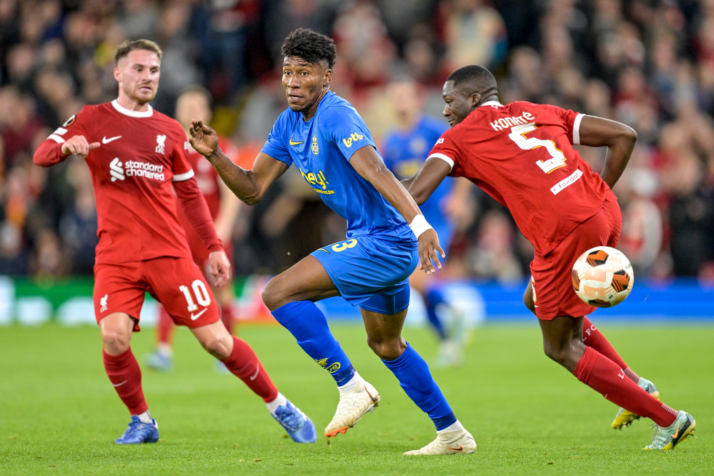 Union verliest, maar bezorgt Liverpool toch lastige avond (2-0) | De Morgen