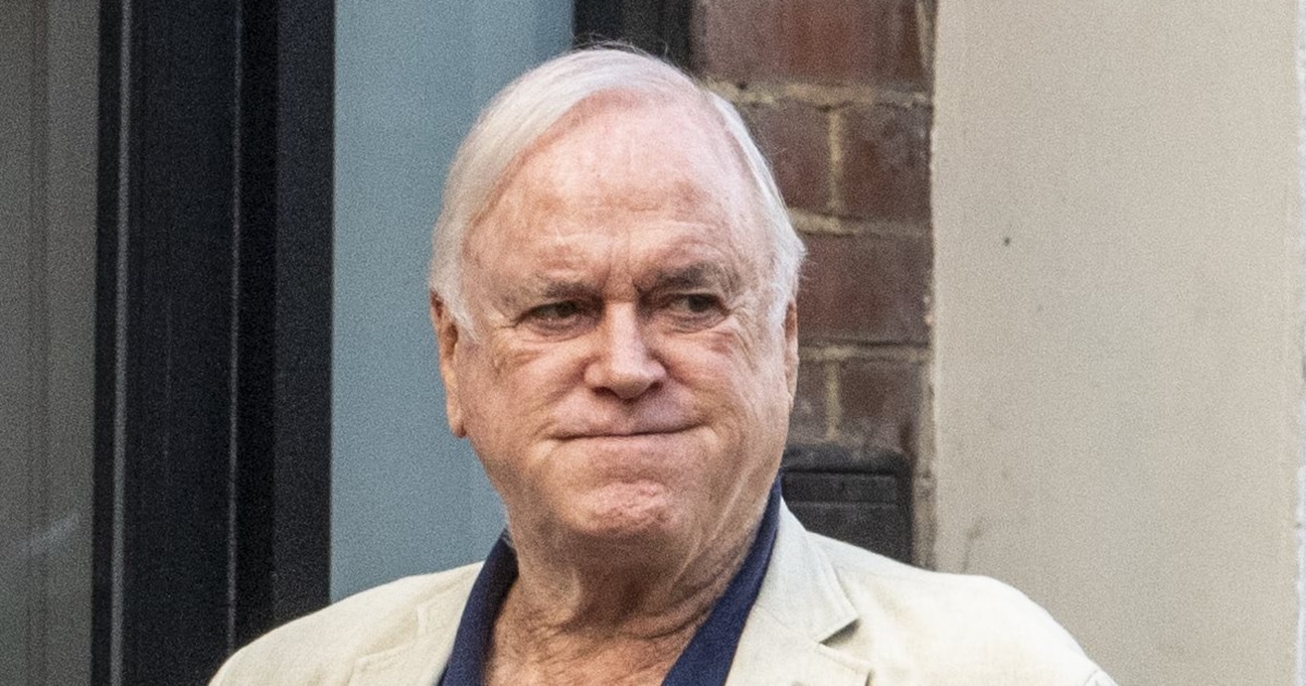 John Cleese vindt geen gasten voor show over woke | De Morgen