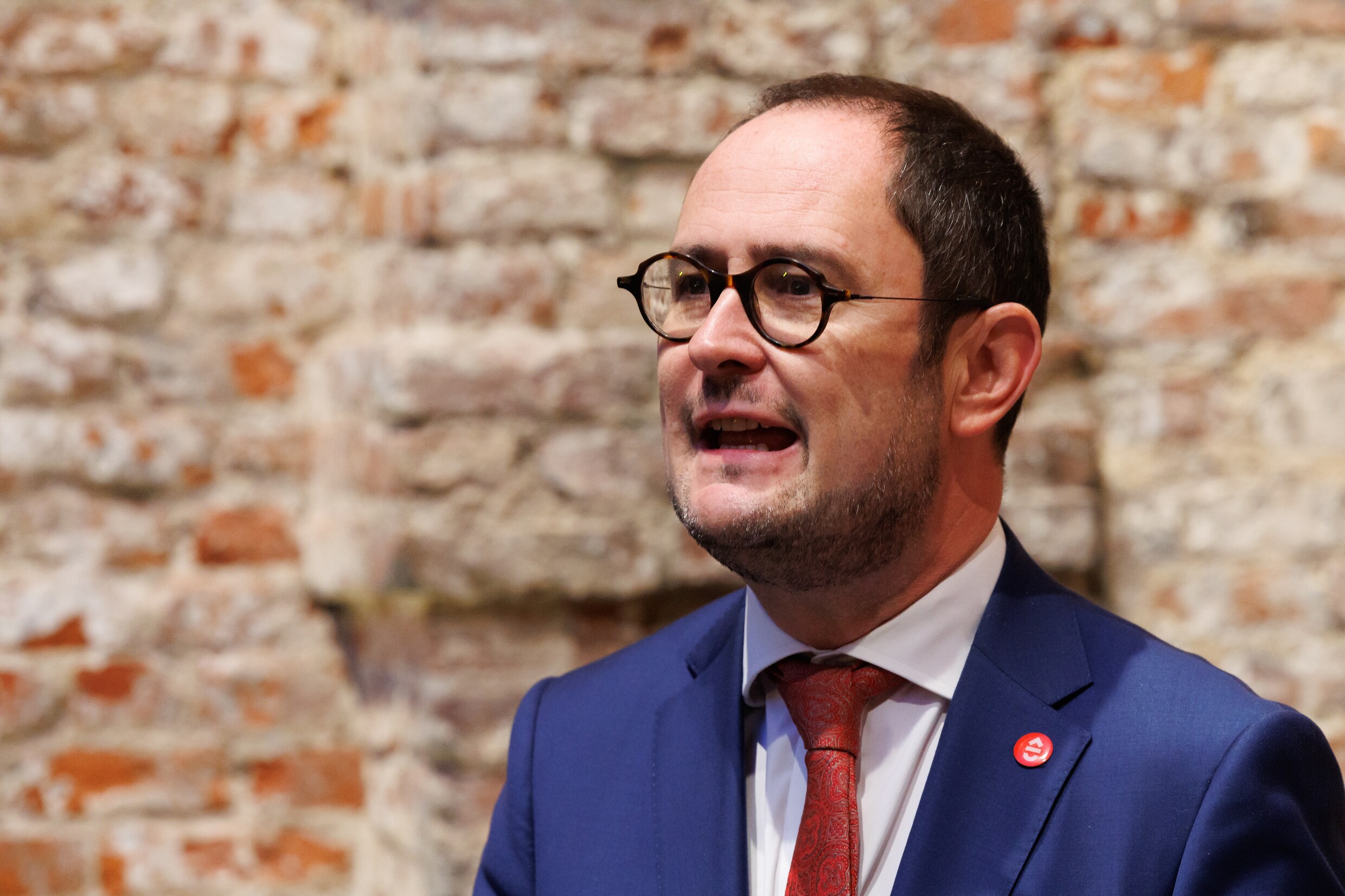 Maak het logge monster niet nog zwaarder | De Morgen