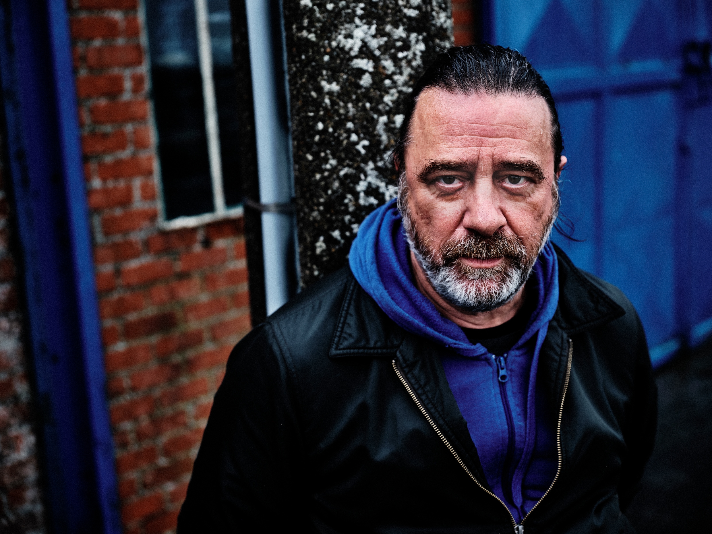 Acteur Wim Willaert (56): ‘Terug in mijn ouderlijk huis gaan wonen was een vorm van therapie. Ik ...