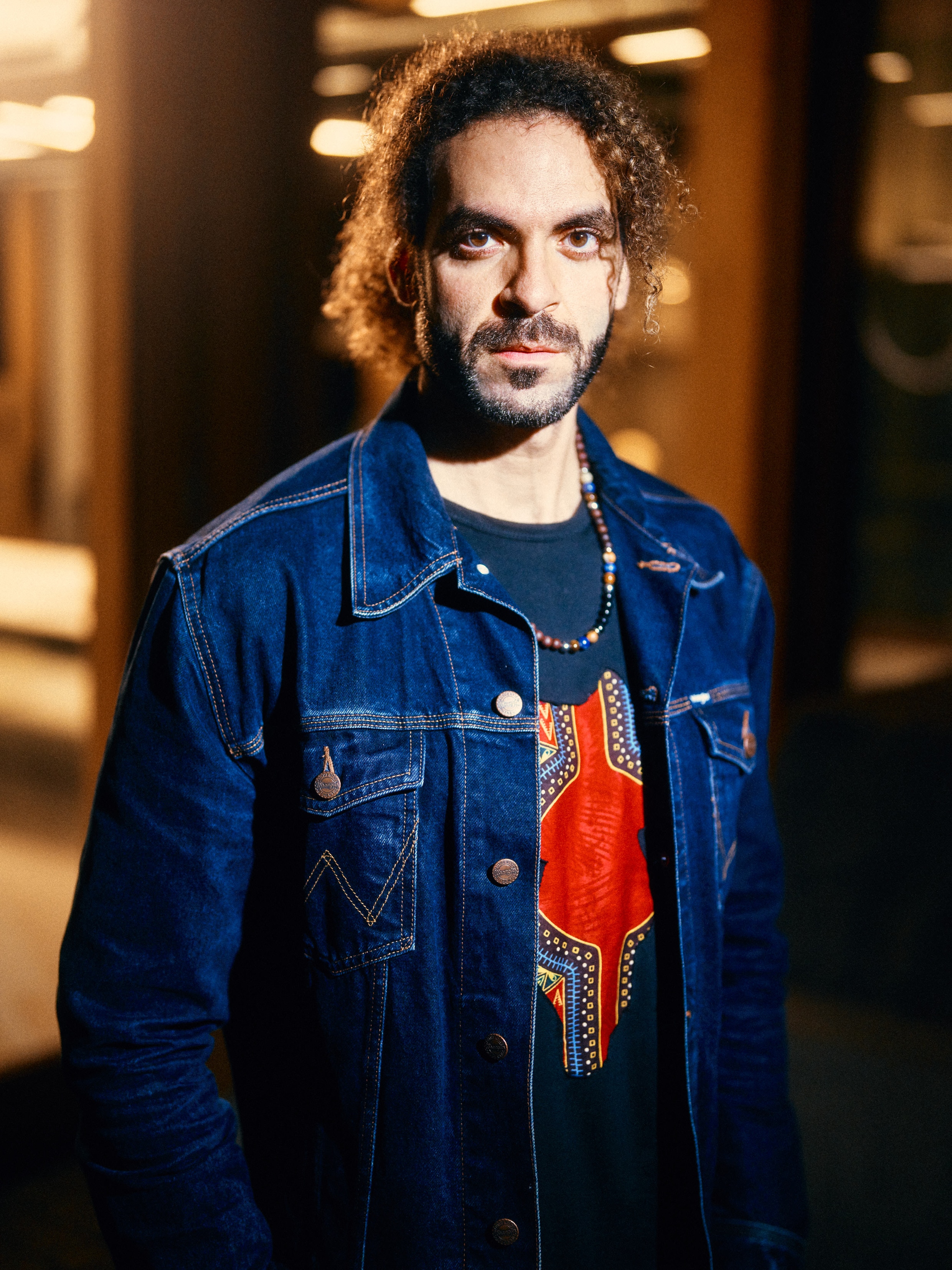 Adil El Arbi valt in de prijzen: ‘Ik ben helaas een slecht rolmodel ...