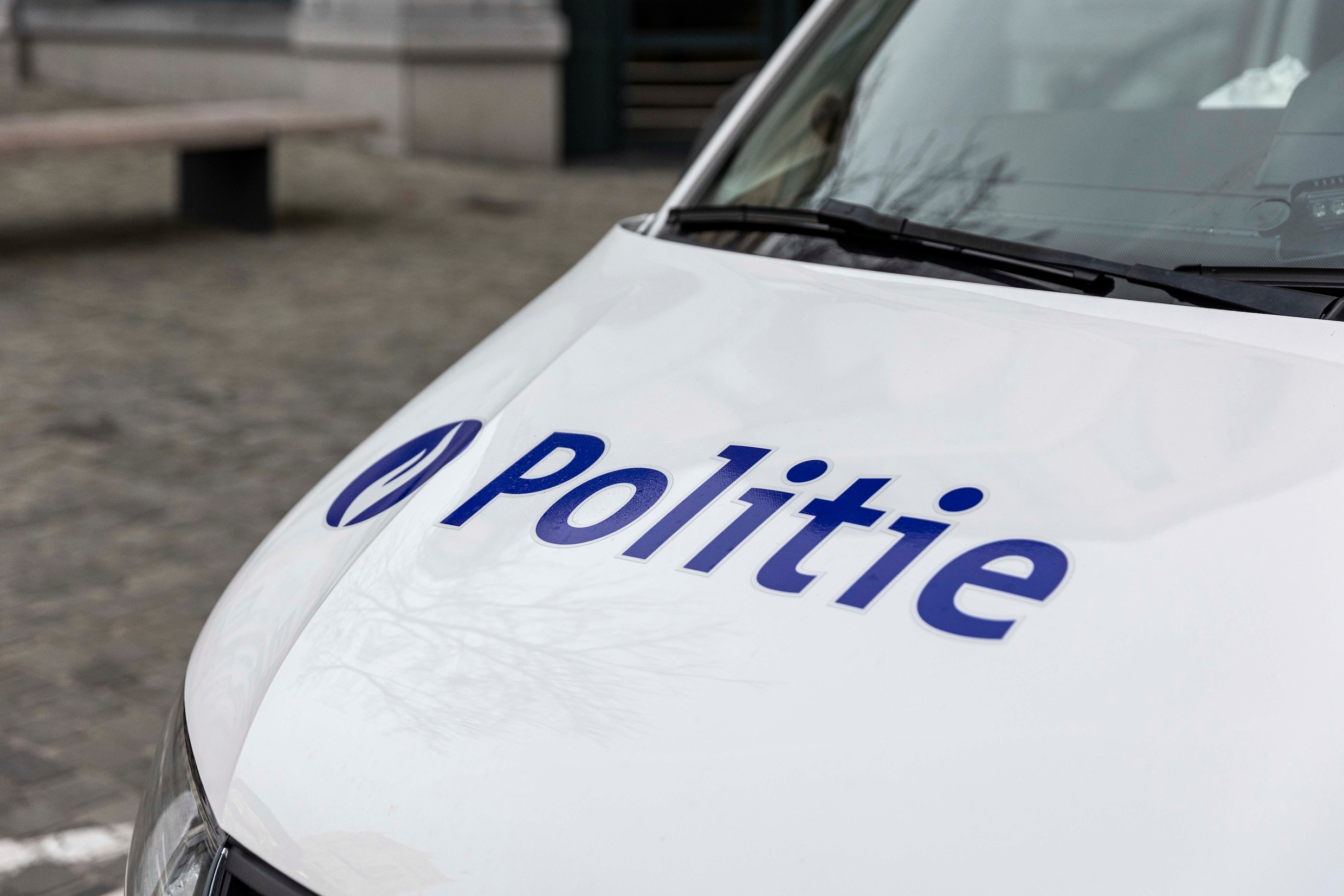 Vier verdachten, onder wie drie minderjarigen, opgepakt in onderzoek ...