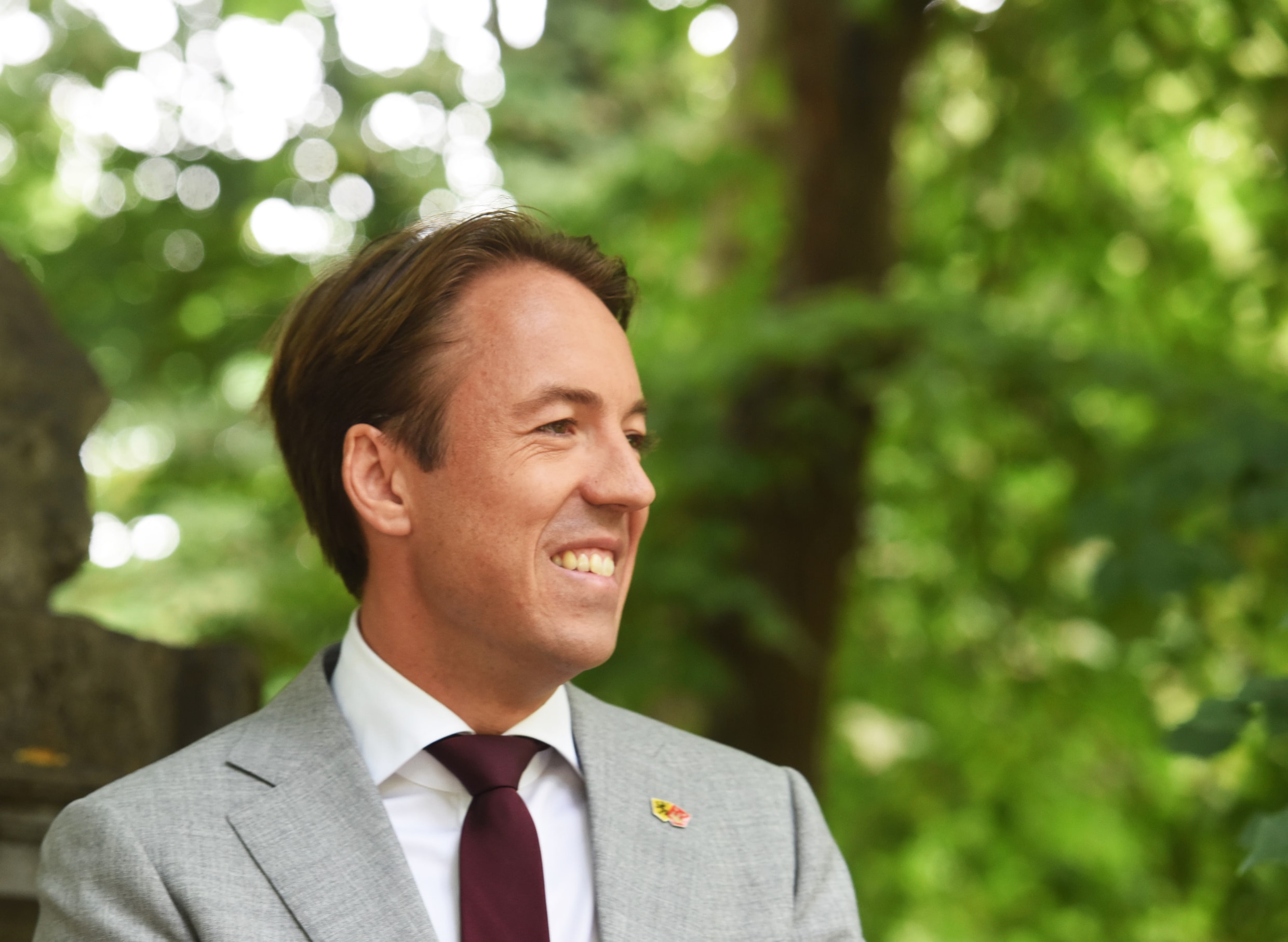 Nieuwe gelekte chats onthullen hoe China aasde op Vlaams Belang ...