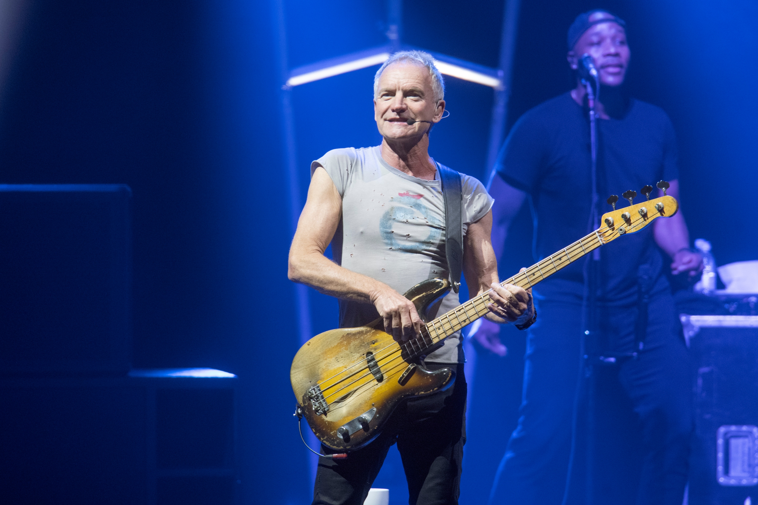 Waardig ouder worden met Sting in Vorst Nationaal: hoge noten en een ...