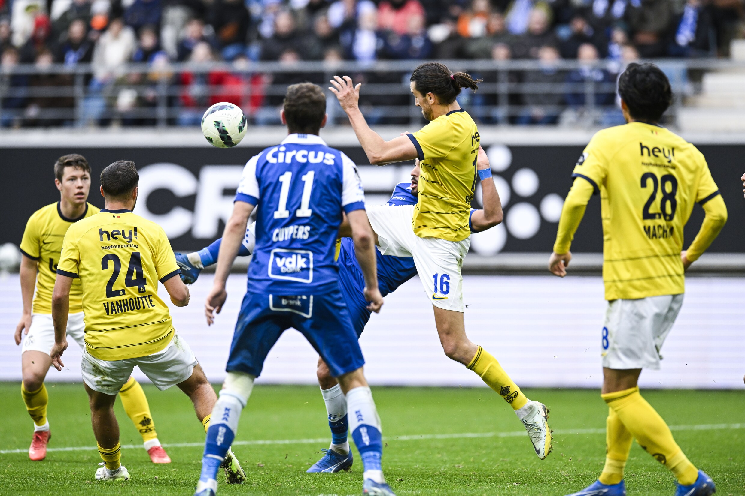 Is uw favoriete voetbalclub gezond, of helemaal niet? Bekijk hier de ...