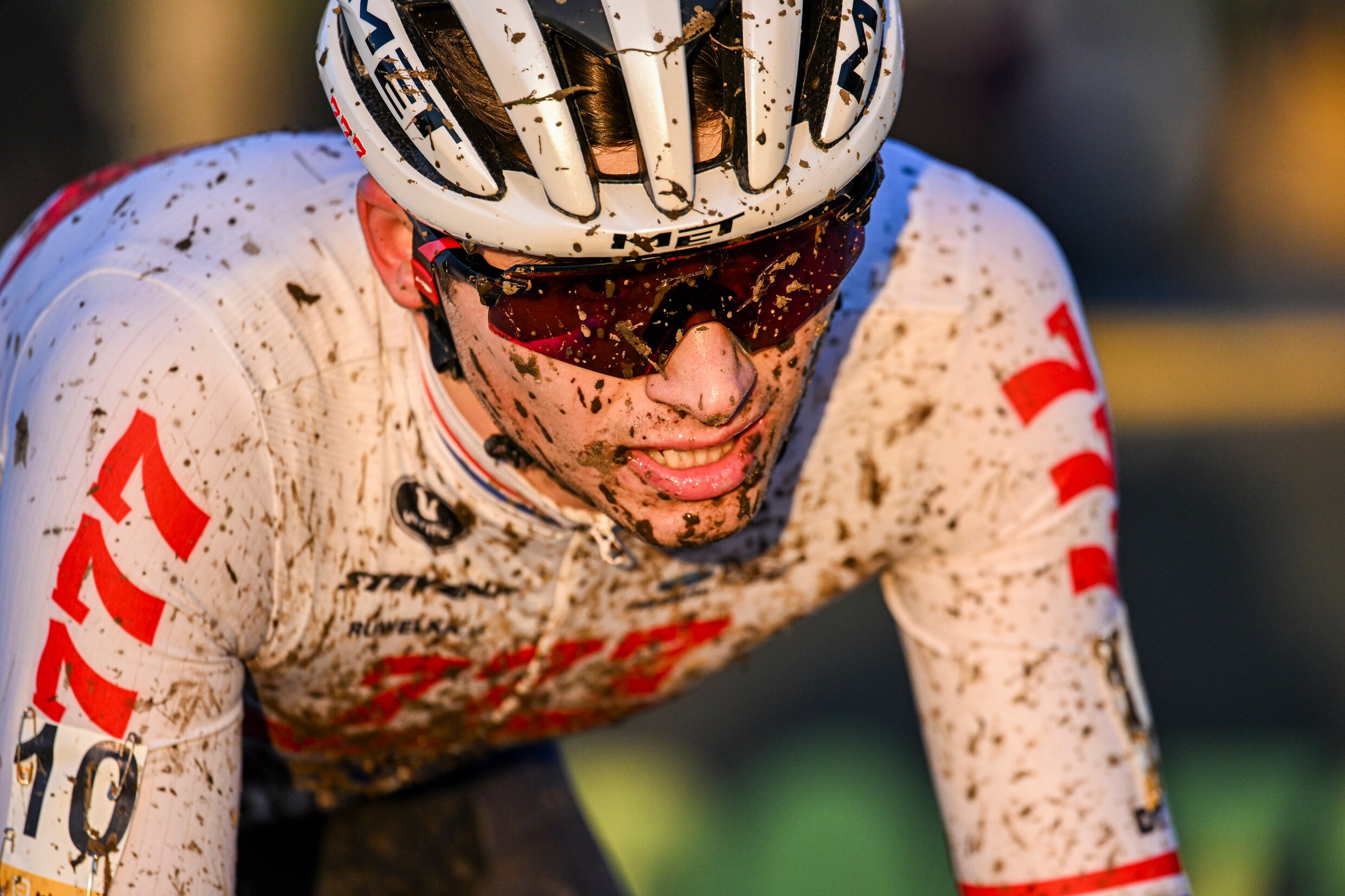De modderfanaat, de bebaarde en de technicus: deze drie buitenlanders ...