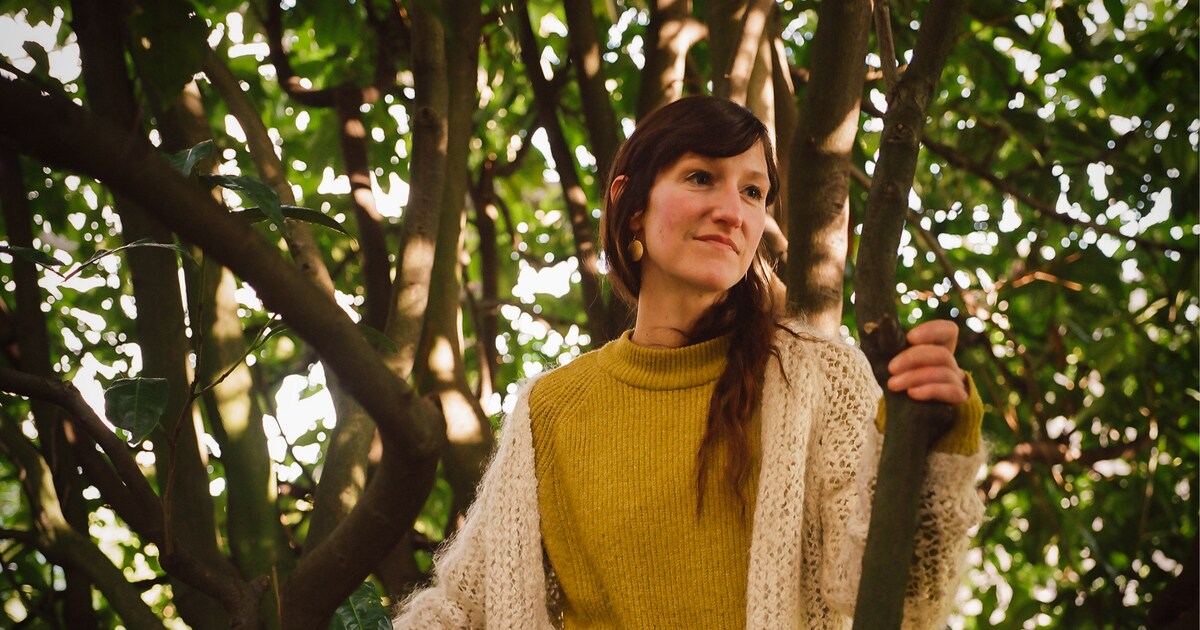 Hoe auteur Sara Baume twee boeken vrolijk met elkaar in gesprek laat ...