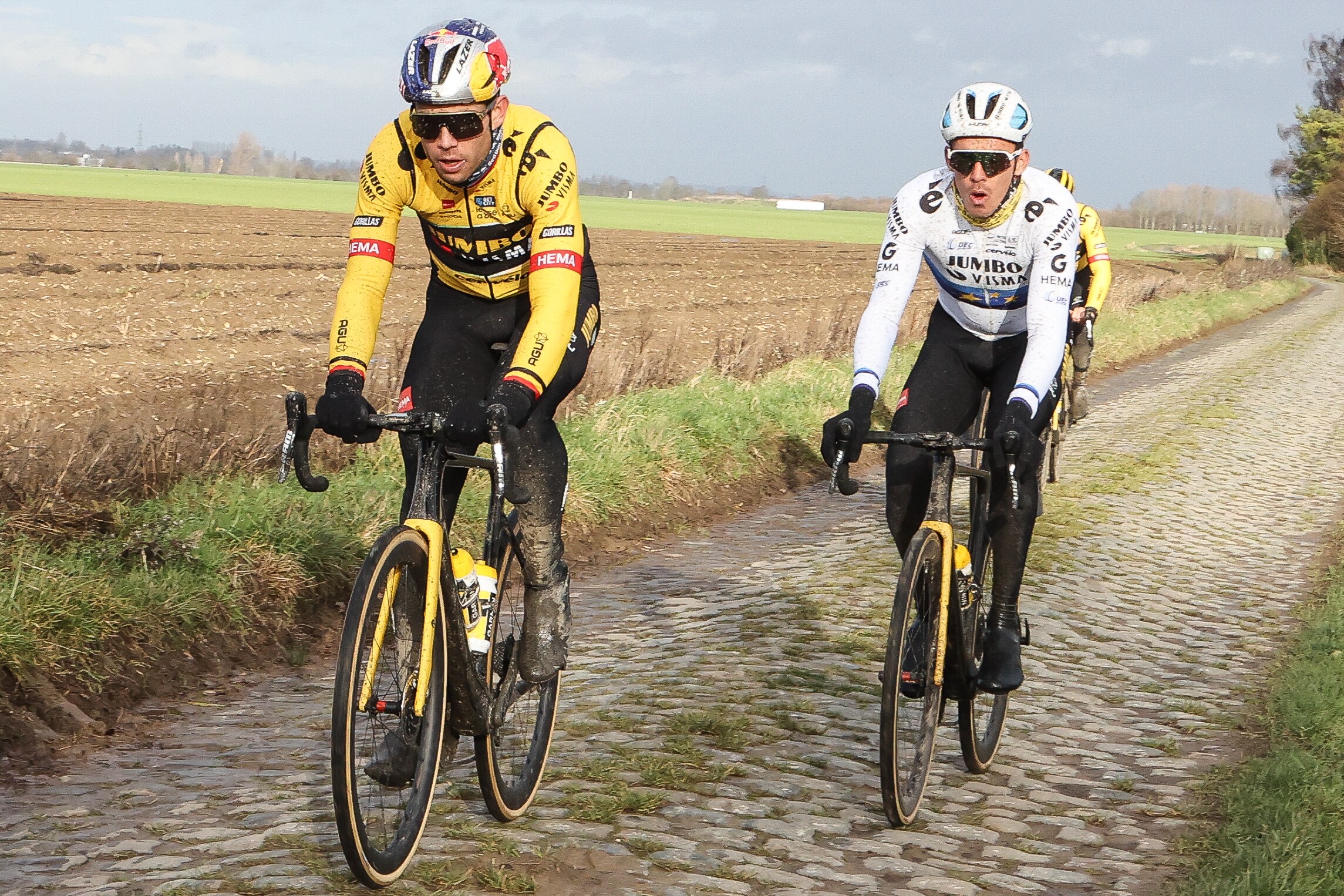 ‘Is het veel werk als ik mijn stuur een ringetje hoger wil?’: waarom Wout van Aert nu al Parijs ...