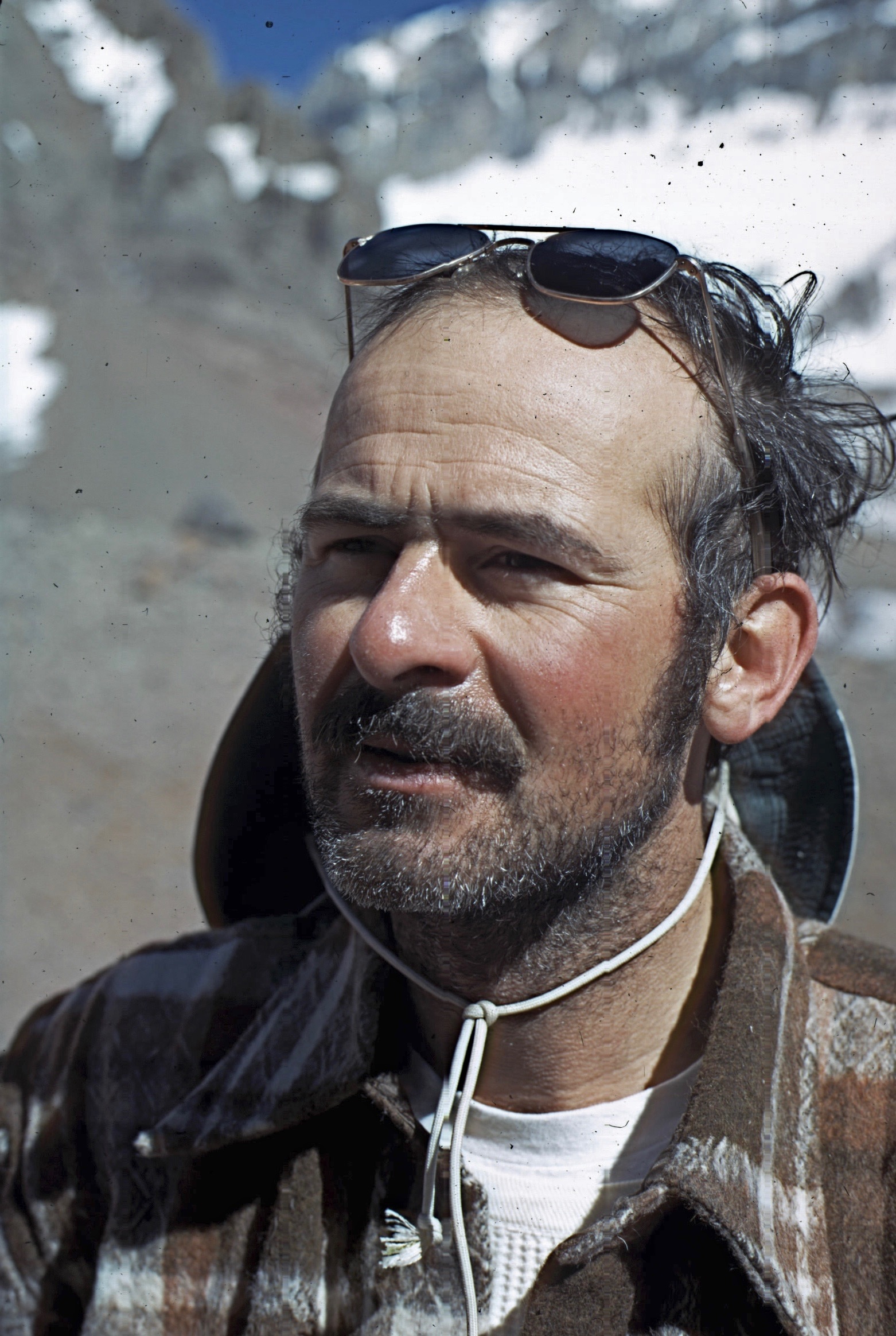 In 1973 stierven twee klimmers op een Zuid-Amerikaanse berg. Werpt de ...