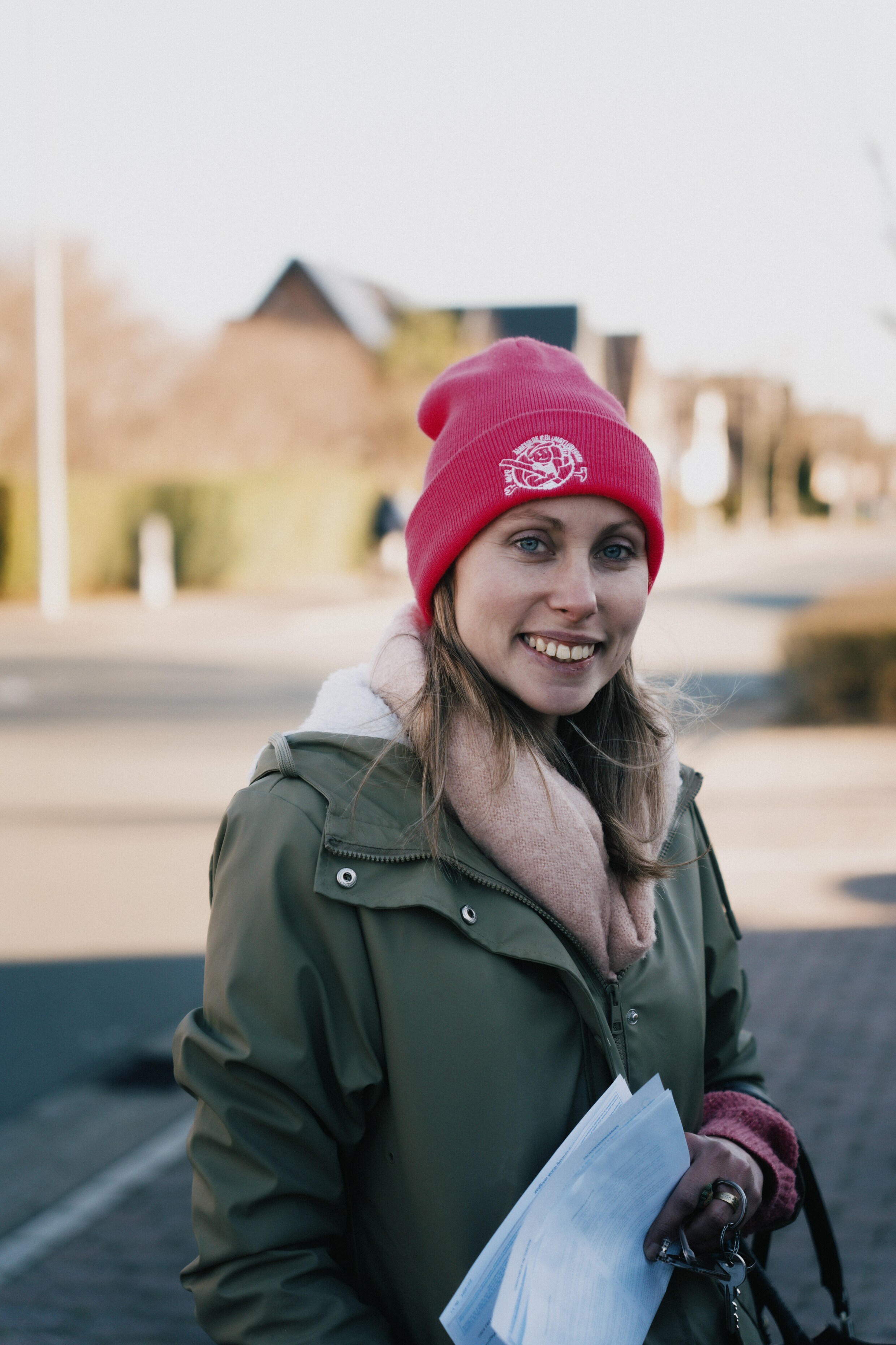 Hoe ze in Zandvoorde streden voor hun bushalte, en wonnen | De Morgen